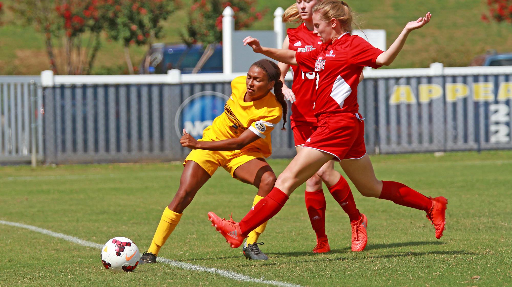 Destiny White - Women's Soccer - Murray State University Athletics