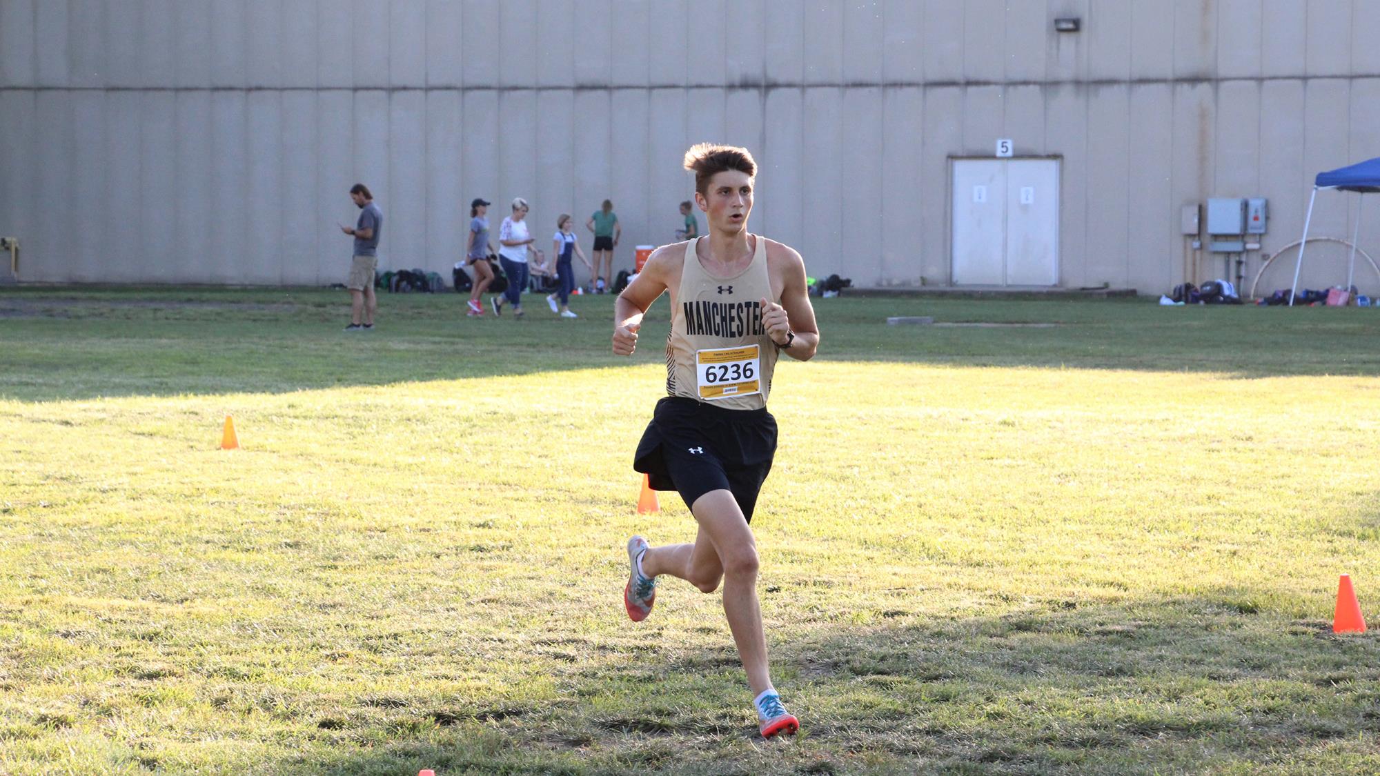Dylan Leininger - 2021 - Men's Cross Country - Manchester University
