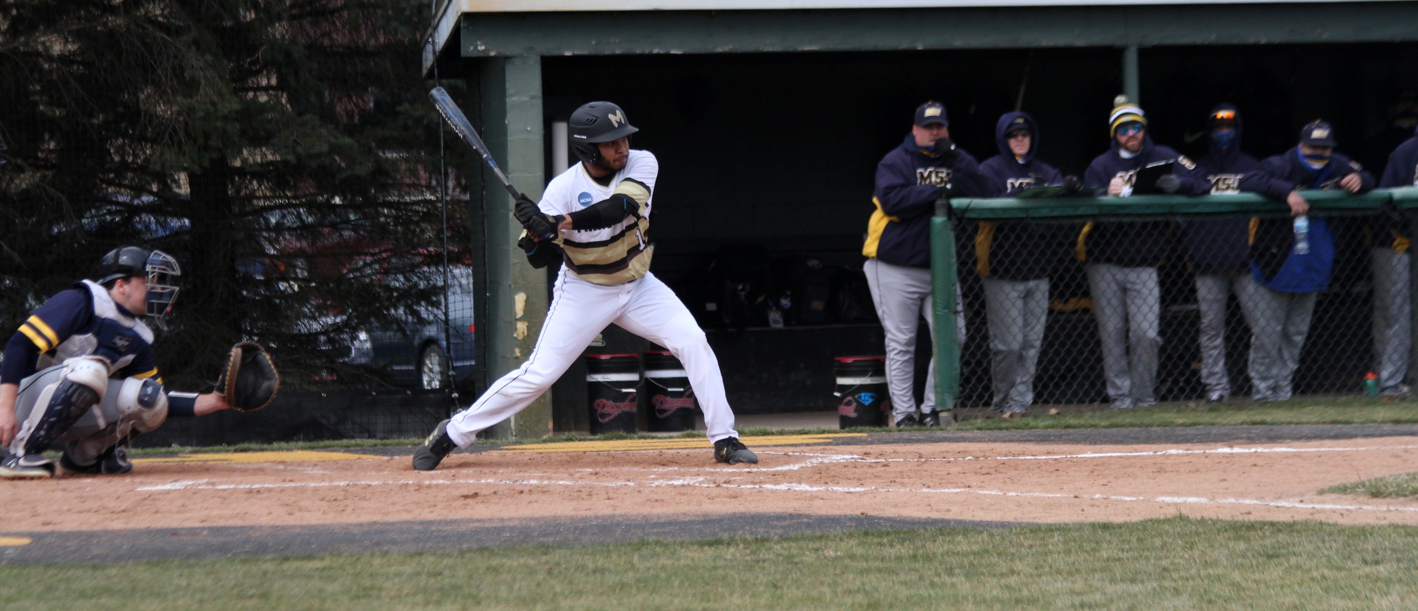 Baseball Hosts Defiance on Saturday - Manchester University