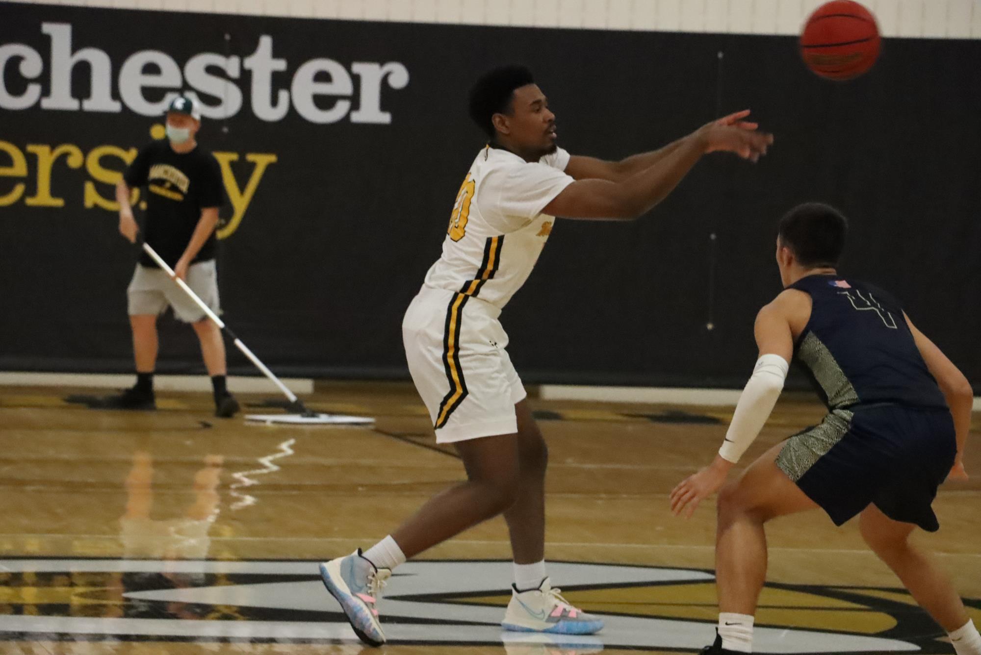 Coy Hampton - 2023-24 - Men's Basketball - Manchester University