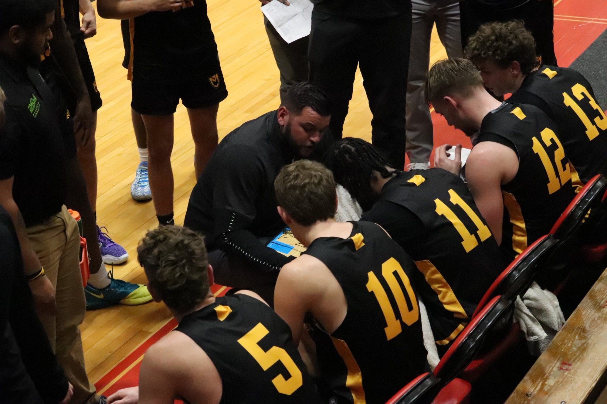 Manchester Men's Basketball Topped by Rose-Hulman - Manchester University