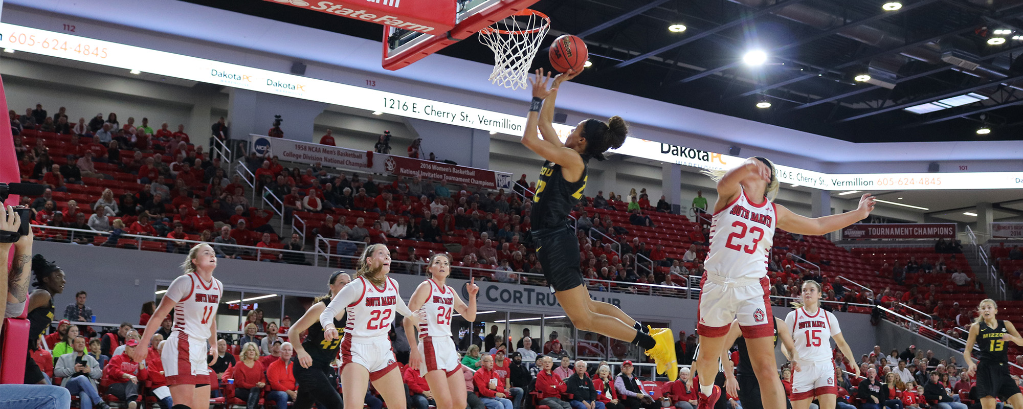 Jordan Roundtree - Women's Basketball - University of Missouri Athletics