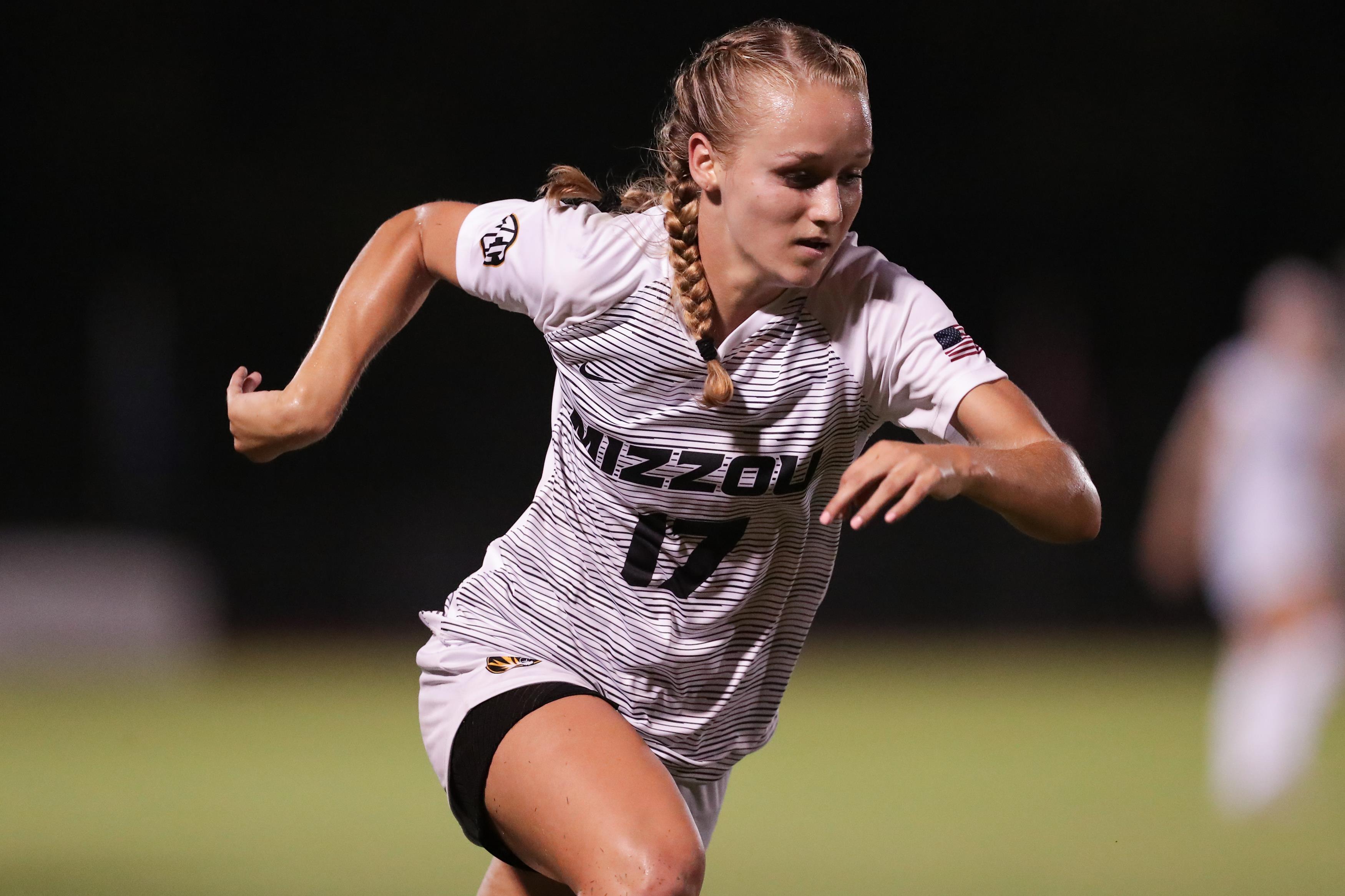 Sarah Luebbert - Soccer - University of Missouri Athletics