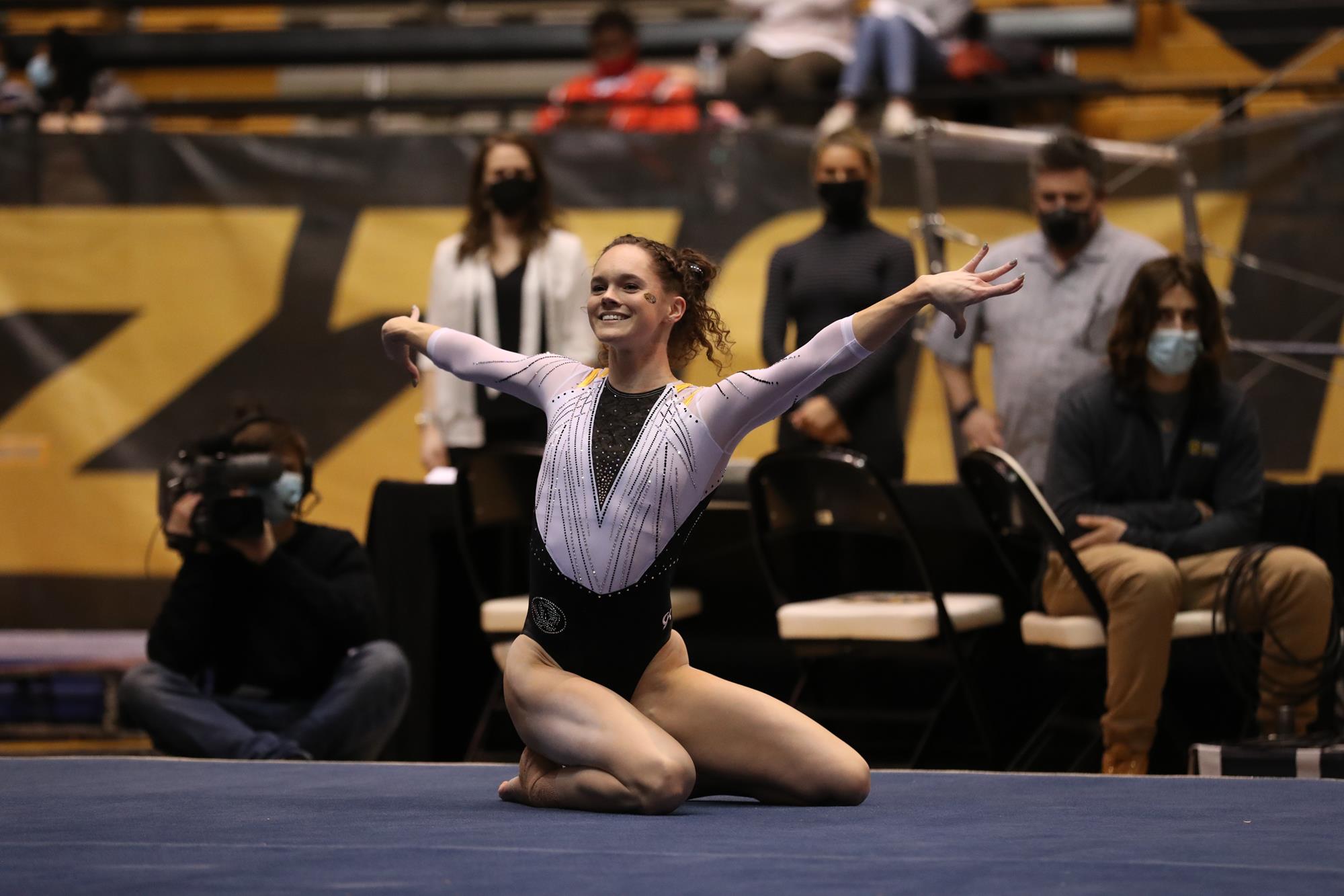 Hannah McCrary - Gymnastics - University of Missouri Athletics