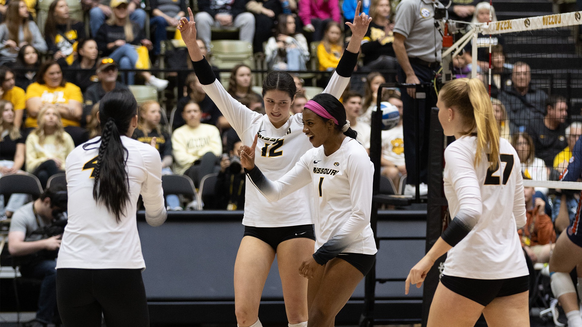 Colleen Finney - Volleyball - University of Missouri Athletics