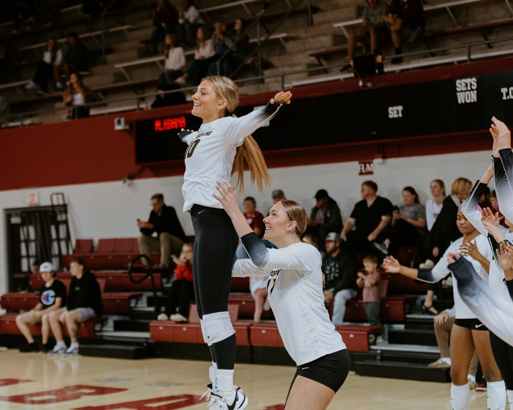 Tatum Longnecker - Volleyball - University of Missouri Athletics