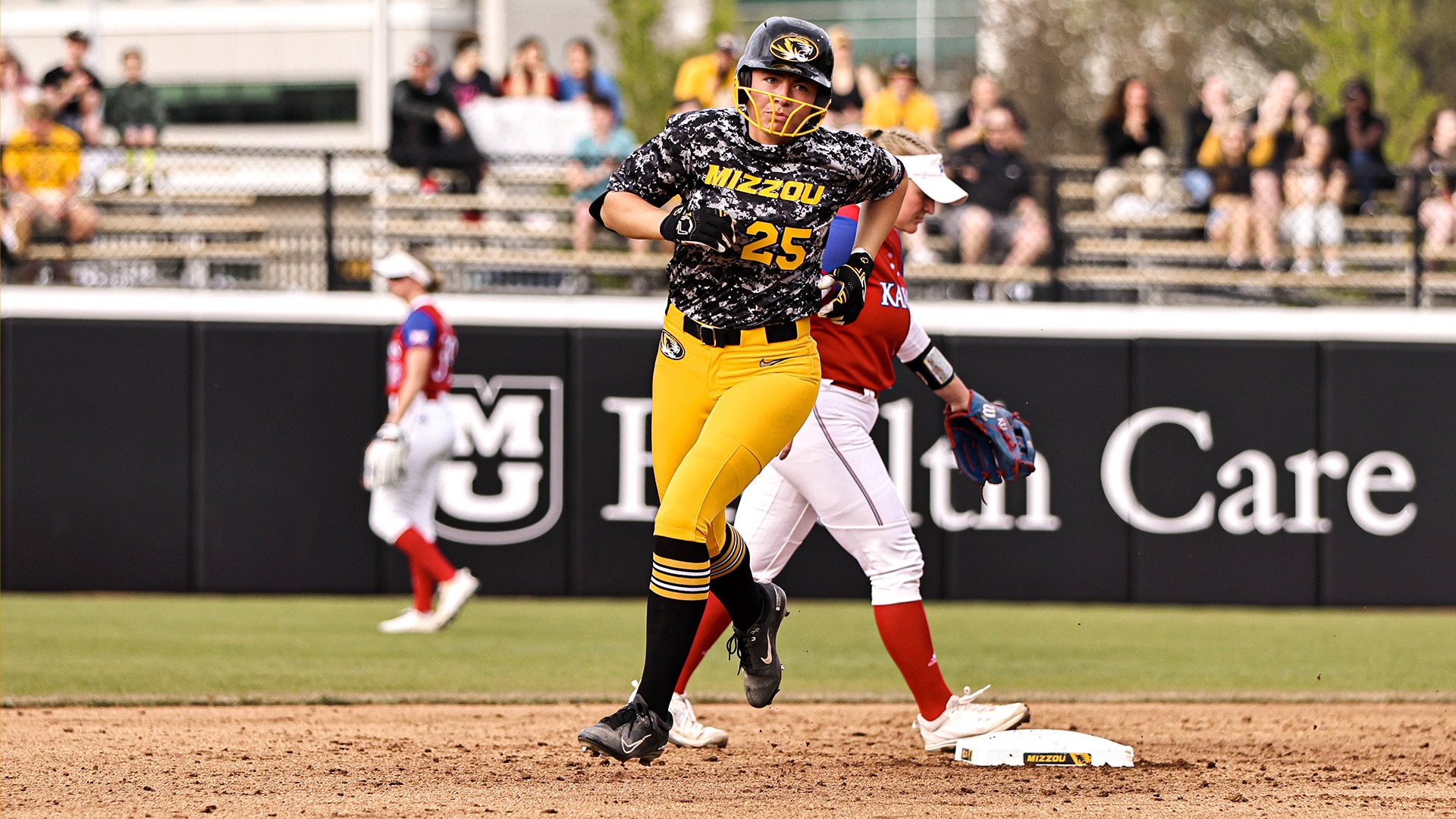 Alex Honnold - Softball - University of Missouri Athletics