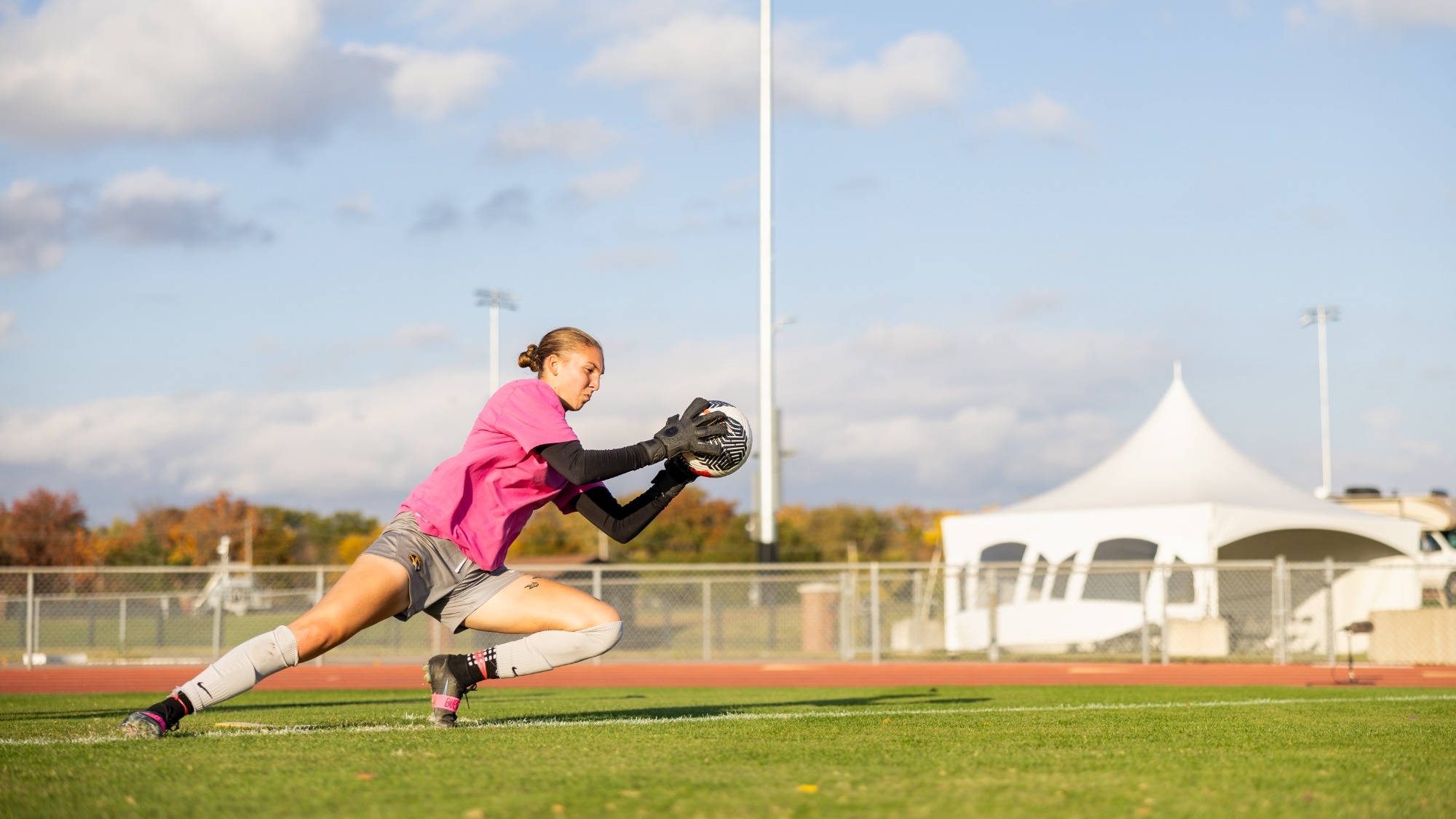 Bella Hollenbach - Soccer - University of Missouri Athletics