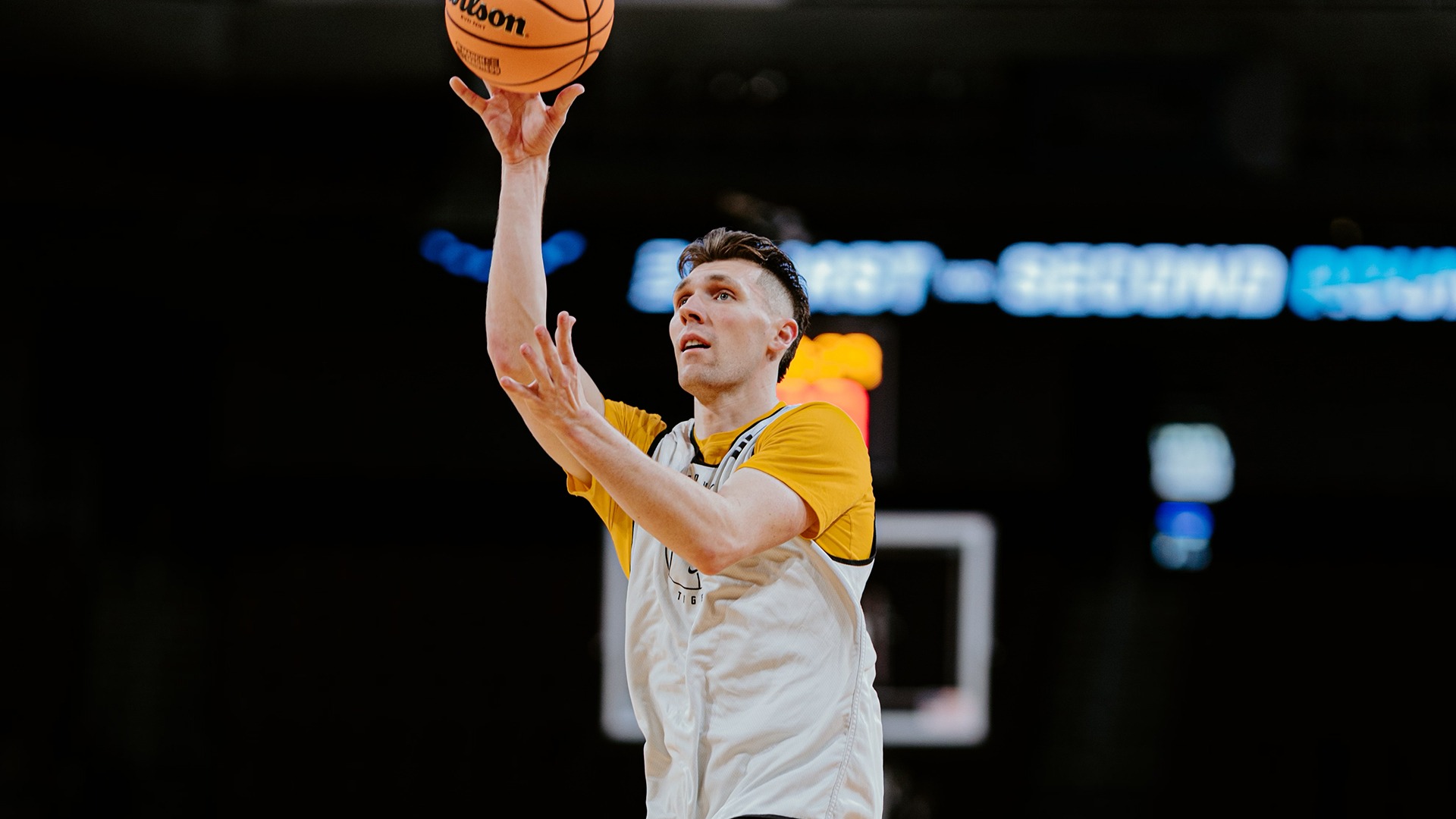 Trent Burns Signs with Mizzou Men's Basketball - University of Missouri ...