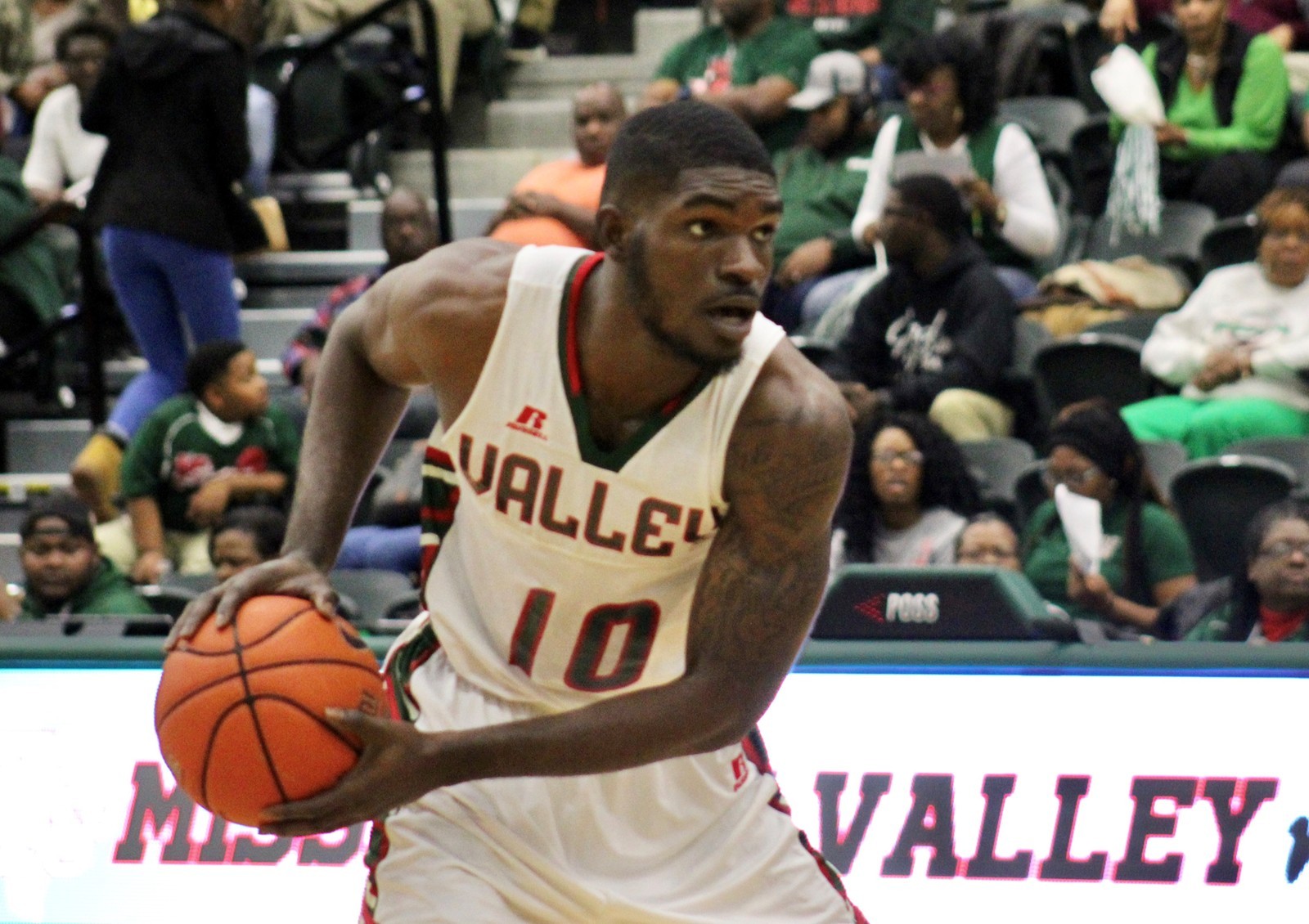 Ta'Jay Henry - 2016-2017 - Men's Basketball - Mississippi Valley State ...