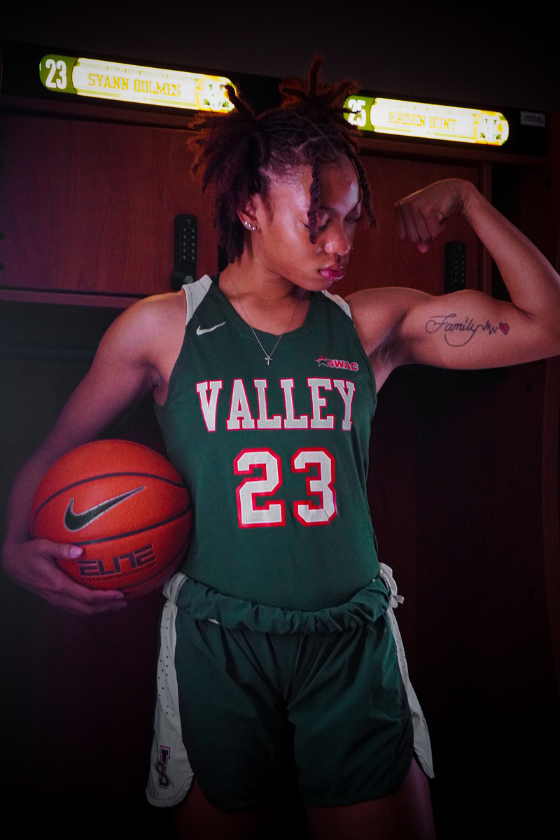 SyAnn Holmes - 2022-2023 - Women's Basketball - Mississippi Valley ...