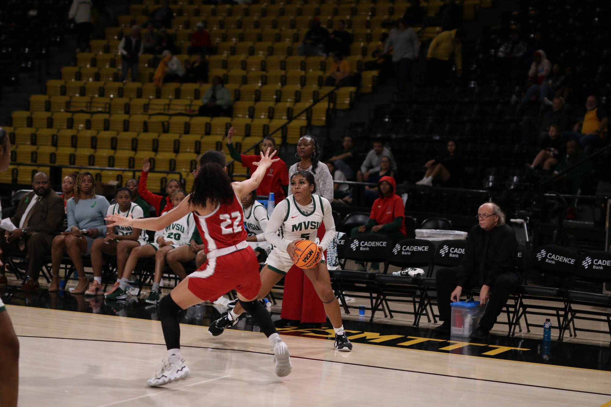 Zakiya Mahoney - 2022-2023 - Women's Basketball - Mississippi Valley ...