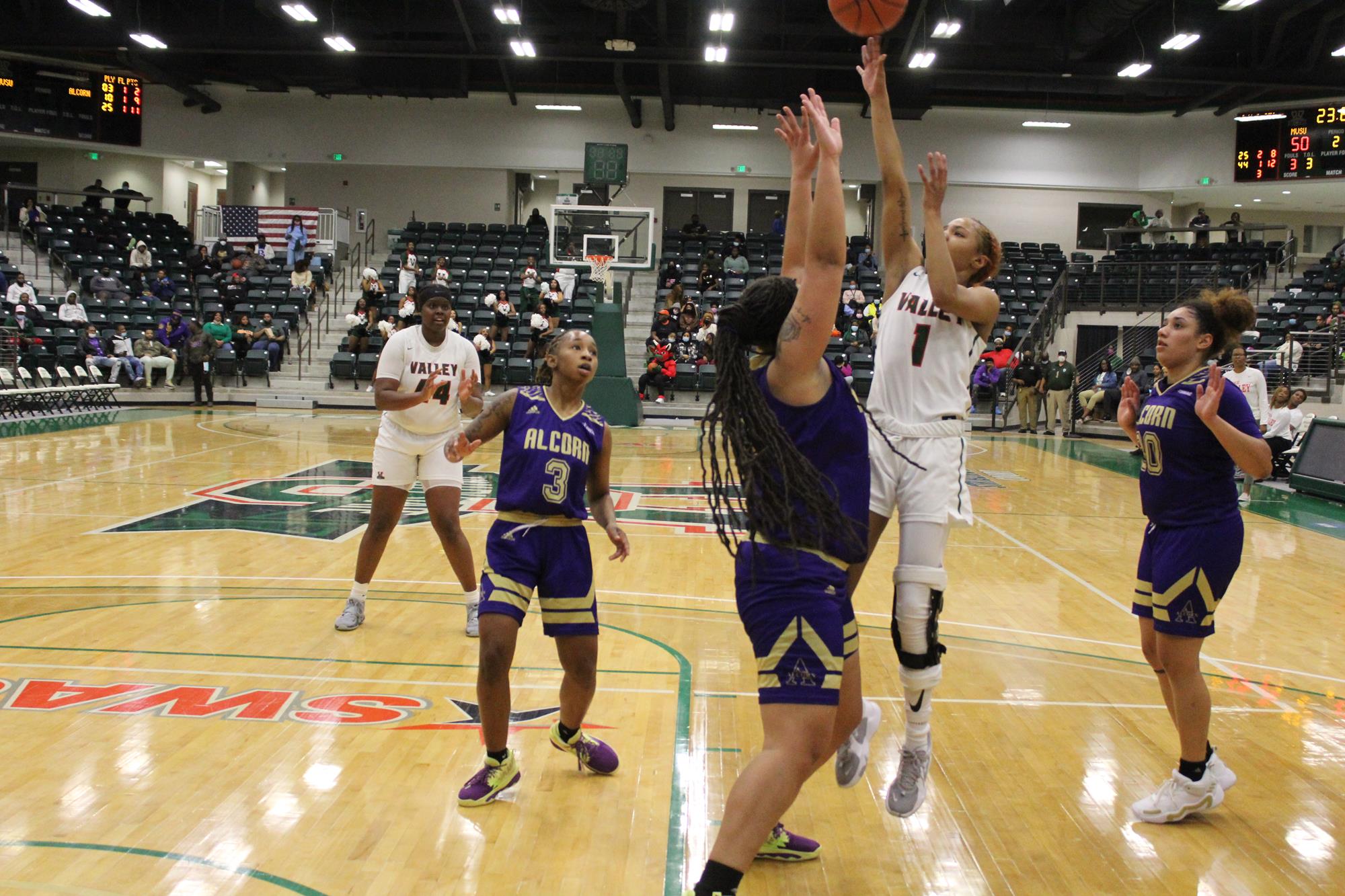 Mikayla Etienne - 2021-2022 - Women's Basketball - Mississippi Valley ...