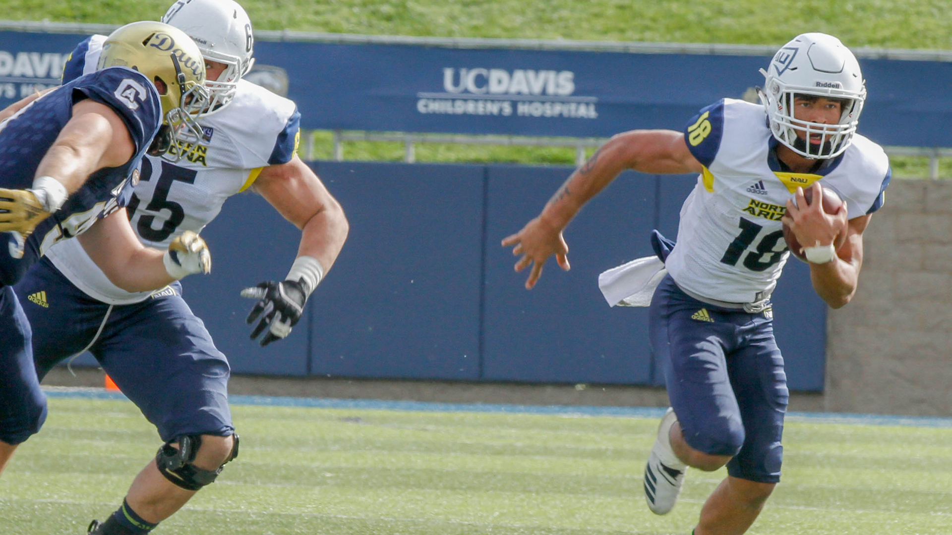 Brandon Porter - Football - Northern Arizona University Athletics