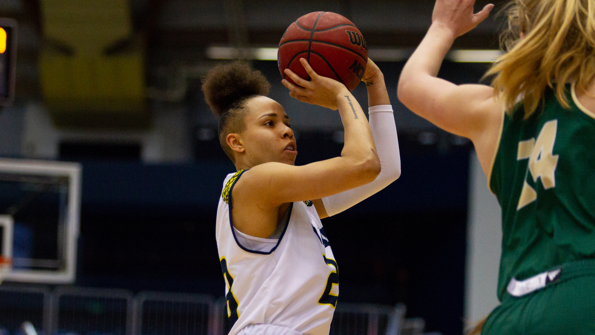 Paplow’s Heroics Lift Women’s Basketball Past Sacramento State, 71-69 ...