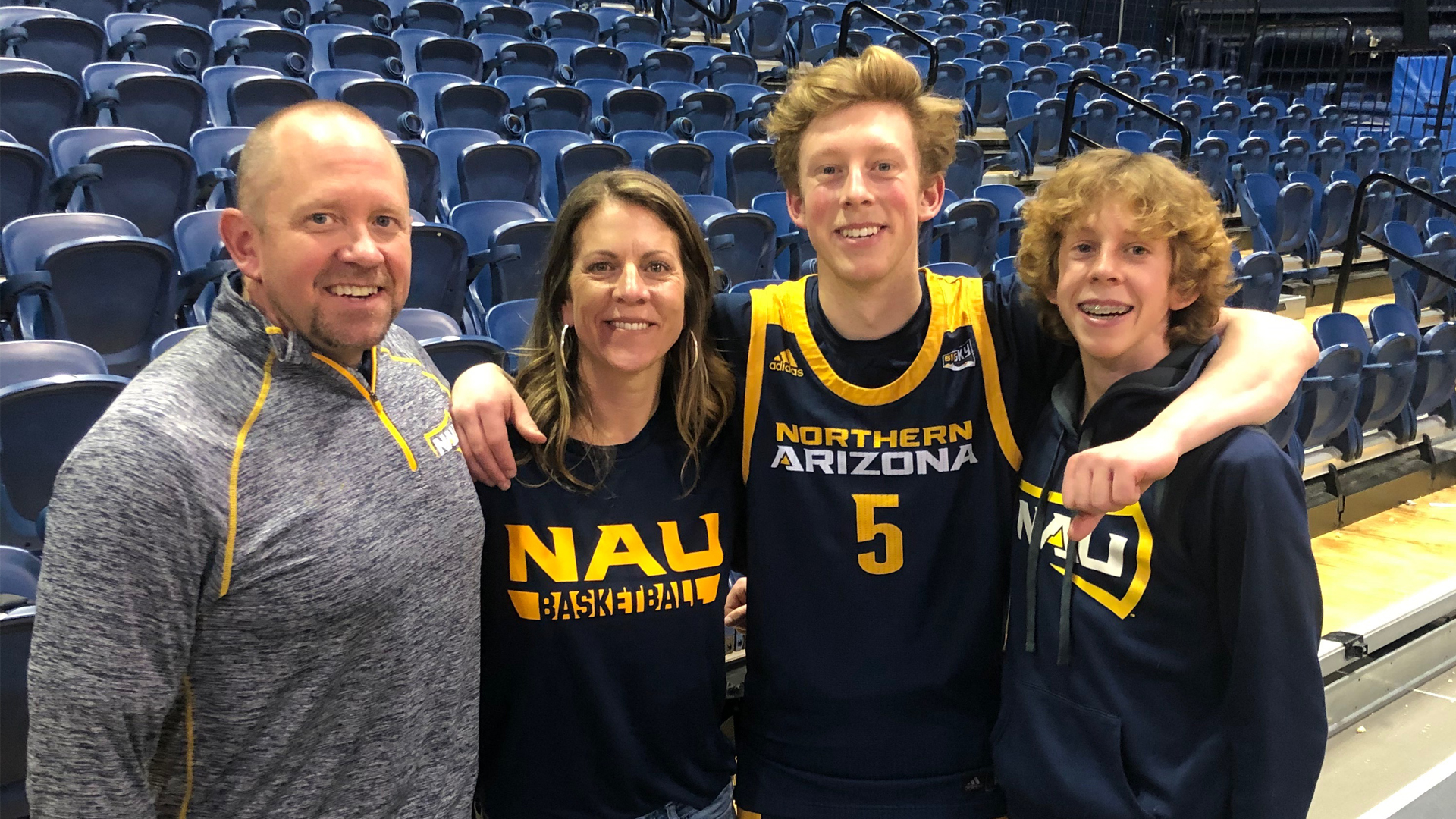 Like Father, Like Son: Men's Basketball's Charles Burns Living Out a ...