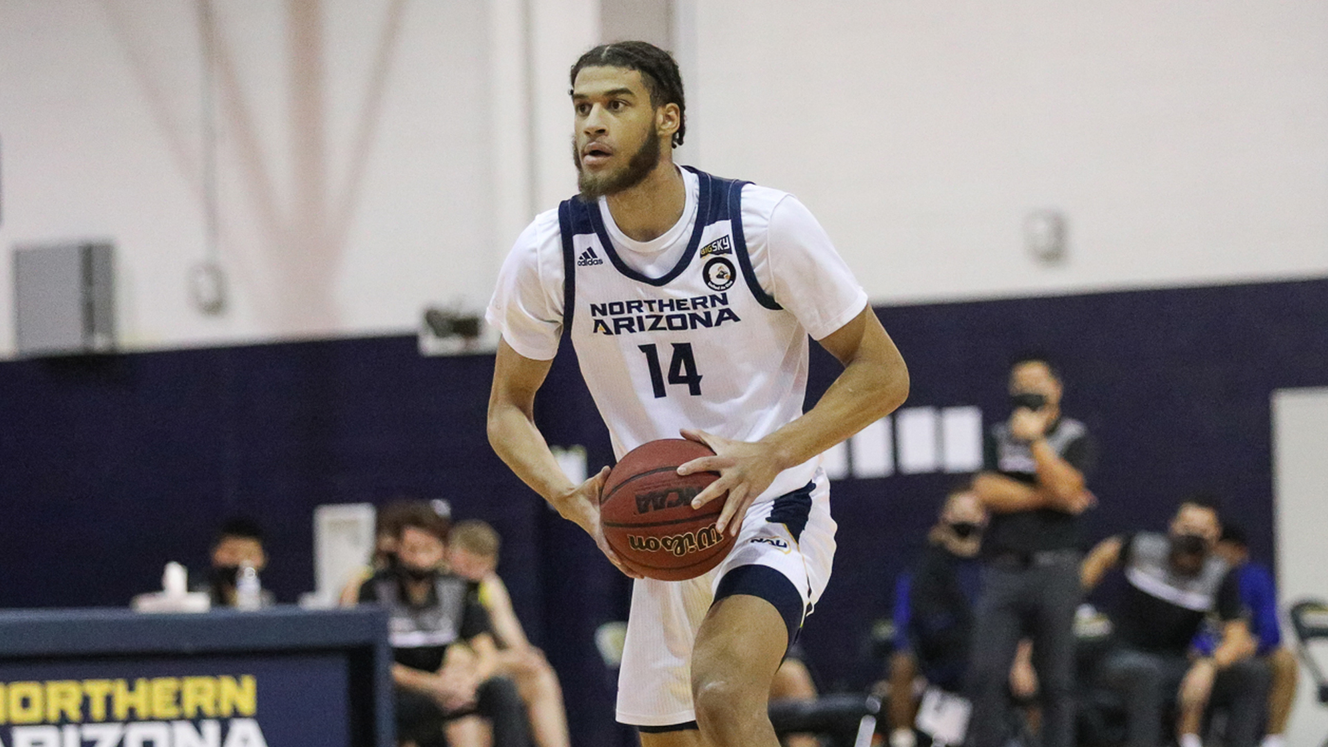 Isaiah Lewis - Men's Basketball - Northern Arizona University Athletics
