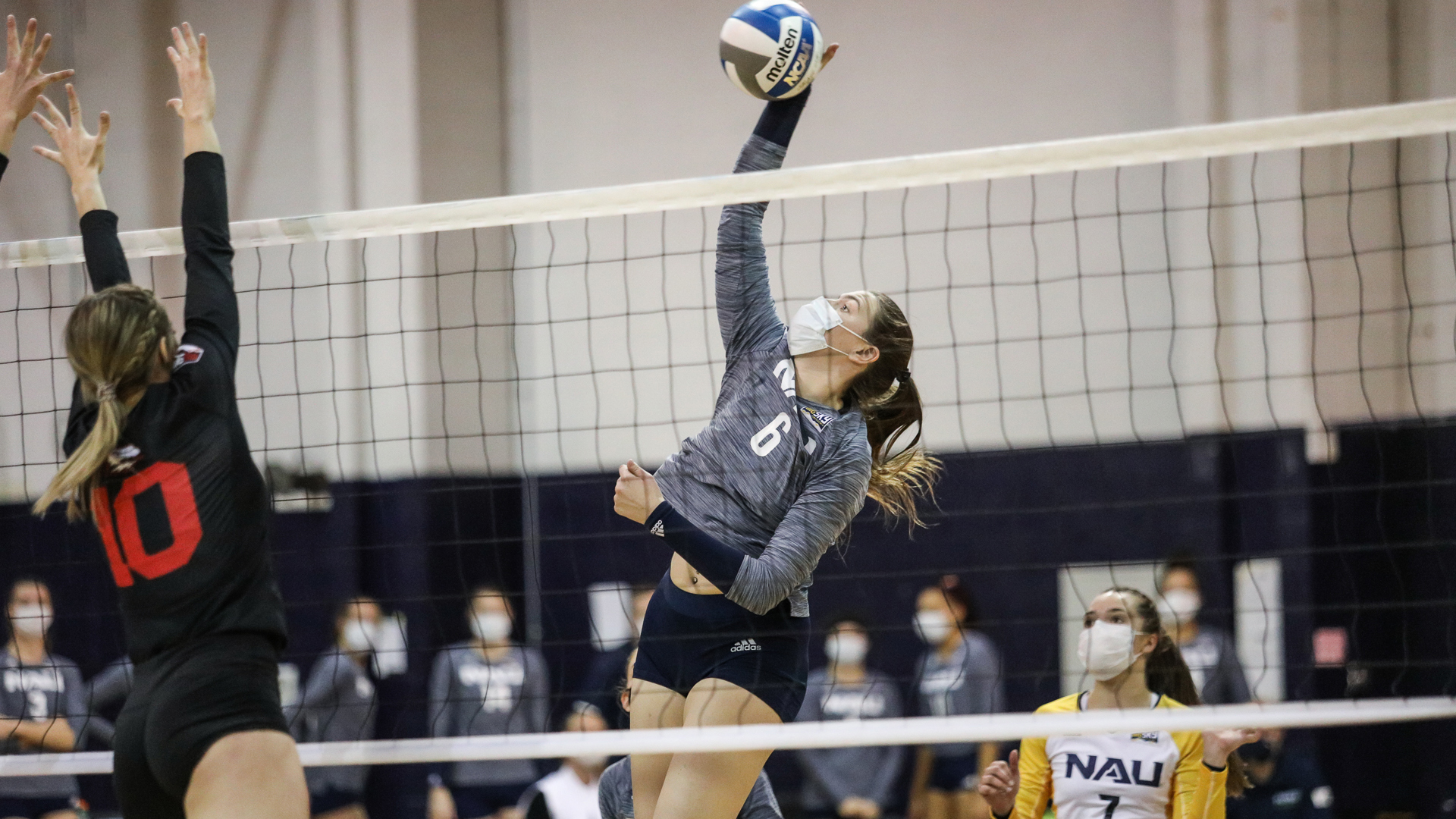 Ryann Davis - Women's Volleyball - Northern Arizona University Athletics
