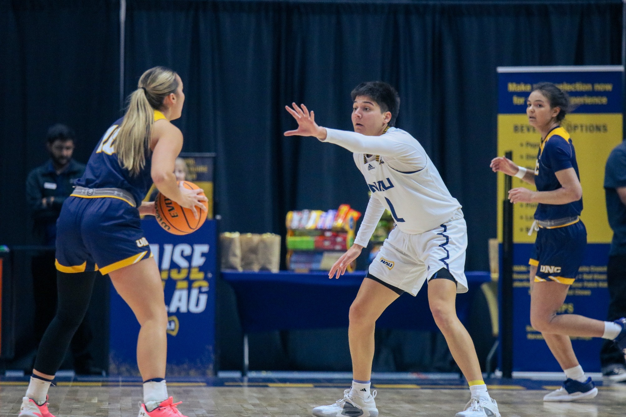 Northern Arizona Takes Five-Game Winning Streak into Big Sky-Summit Challenge - Northern Arizona ...