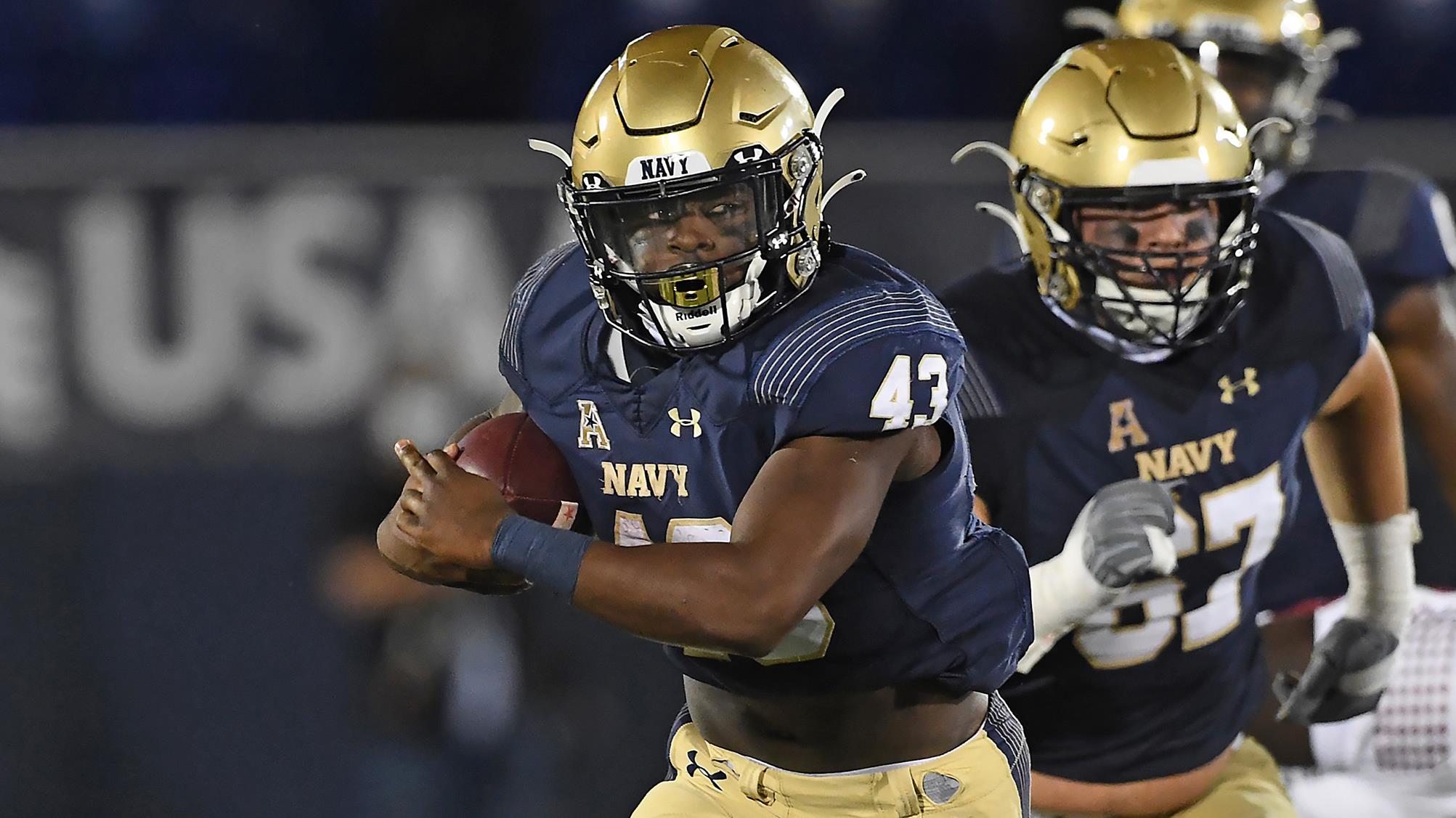 Nelson Smith - Football - Naval Academy Athletics