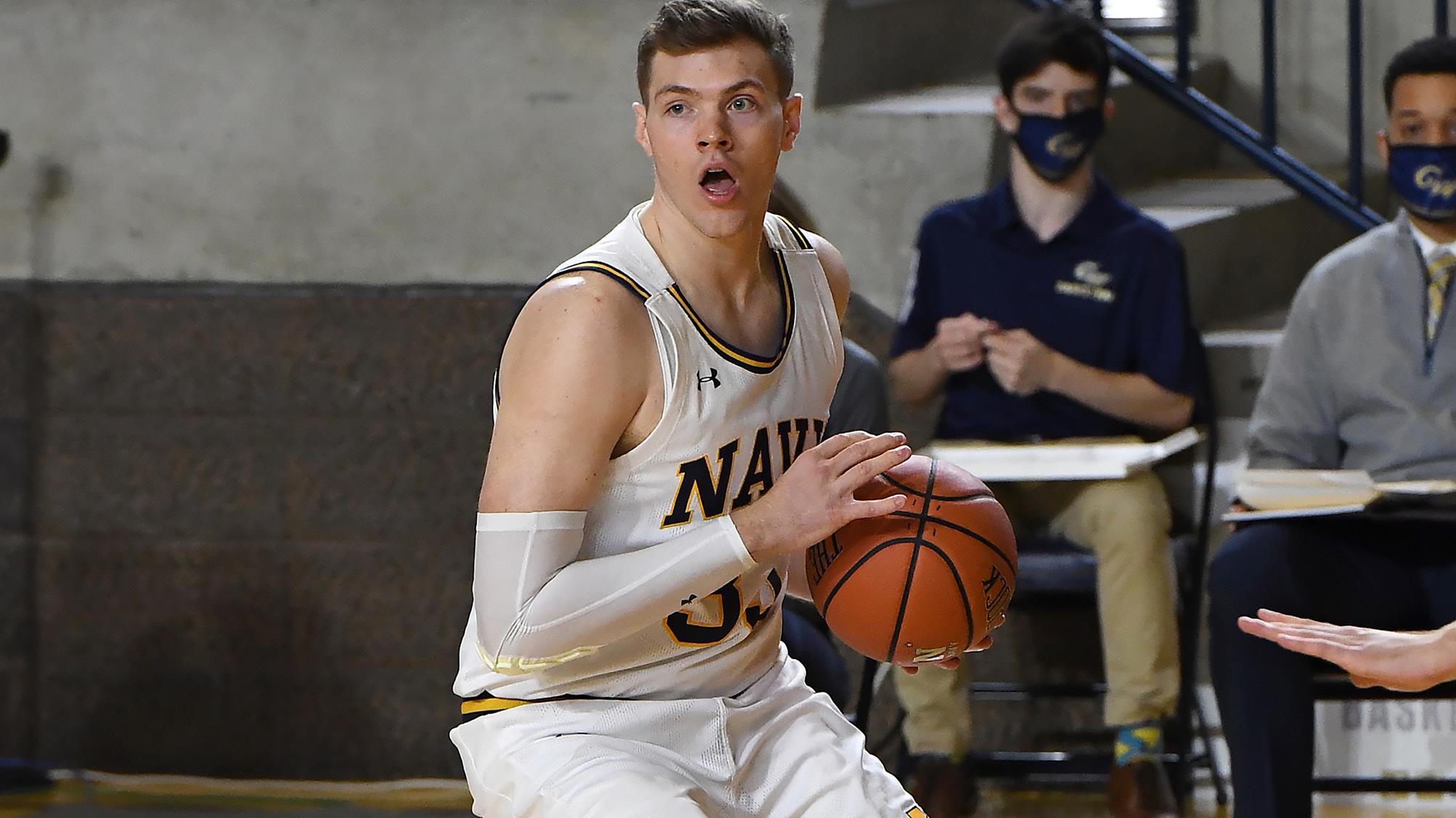 Luke Loehr - Men's Basketball - Naval Academy Athletics