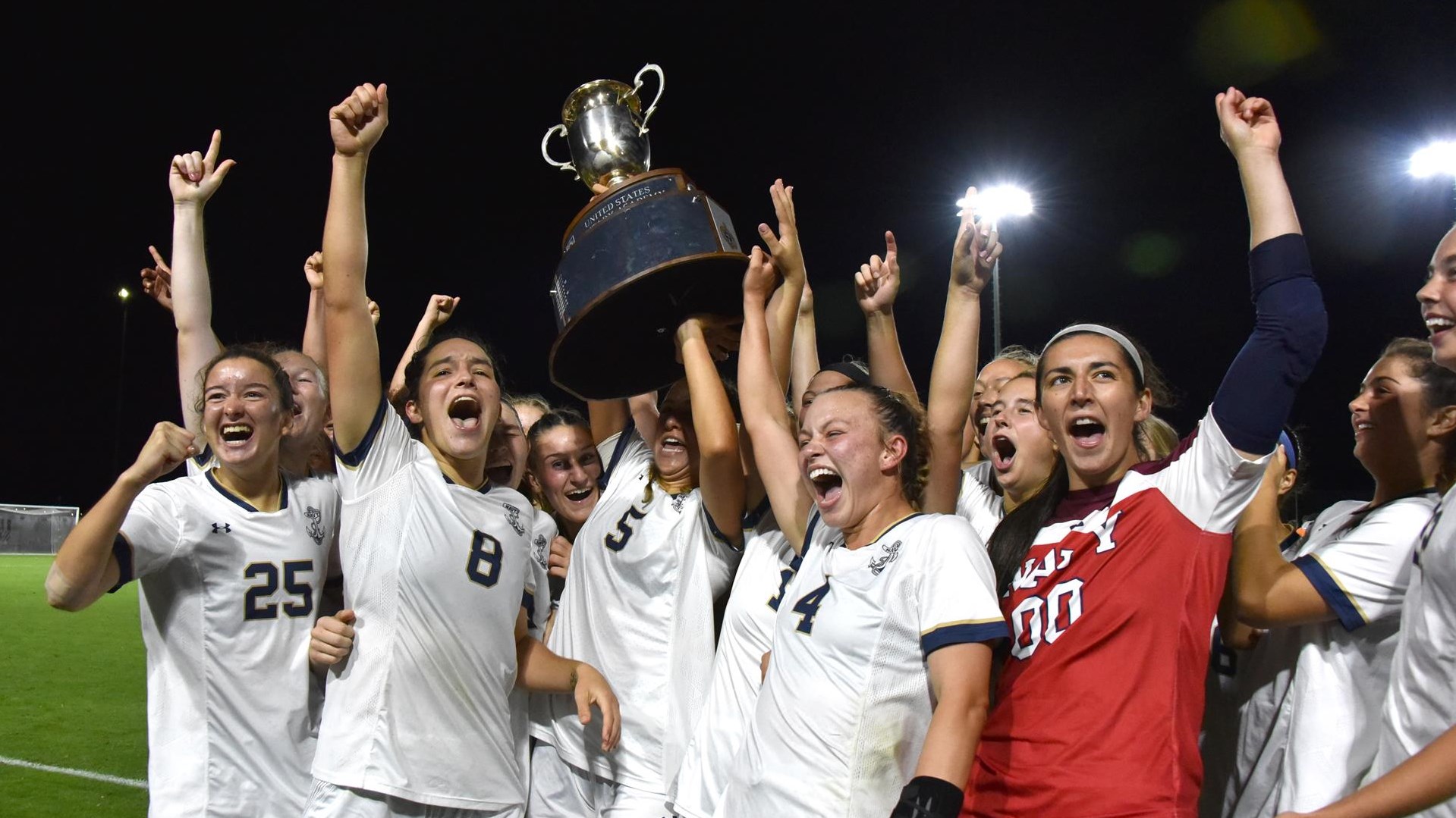 Sophie Utsinger - Women's Soccer - Naval Academy Athletics