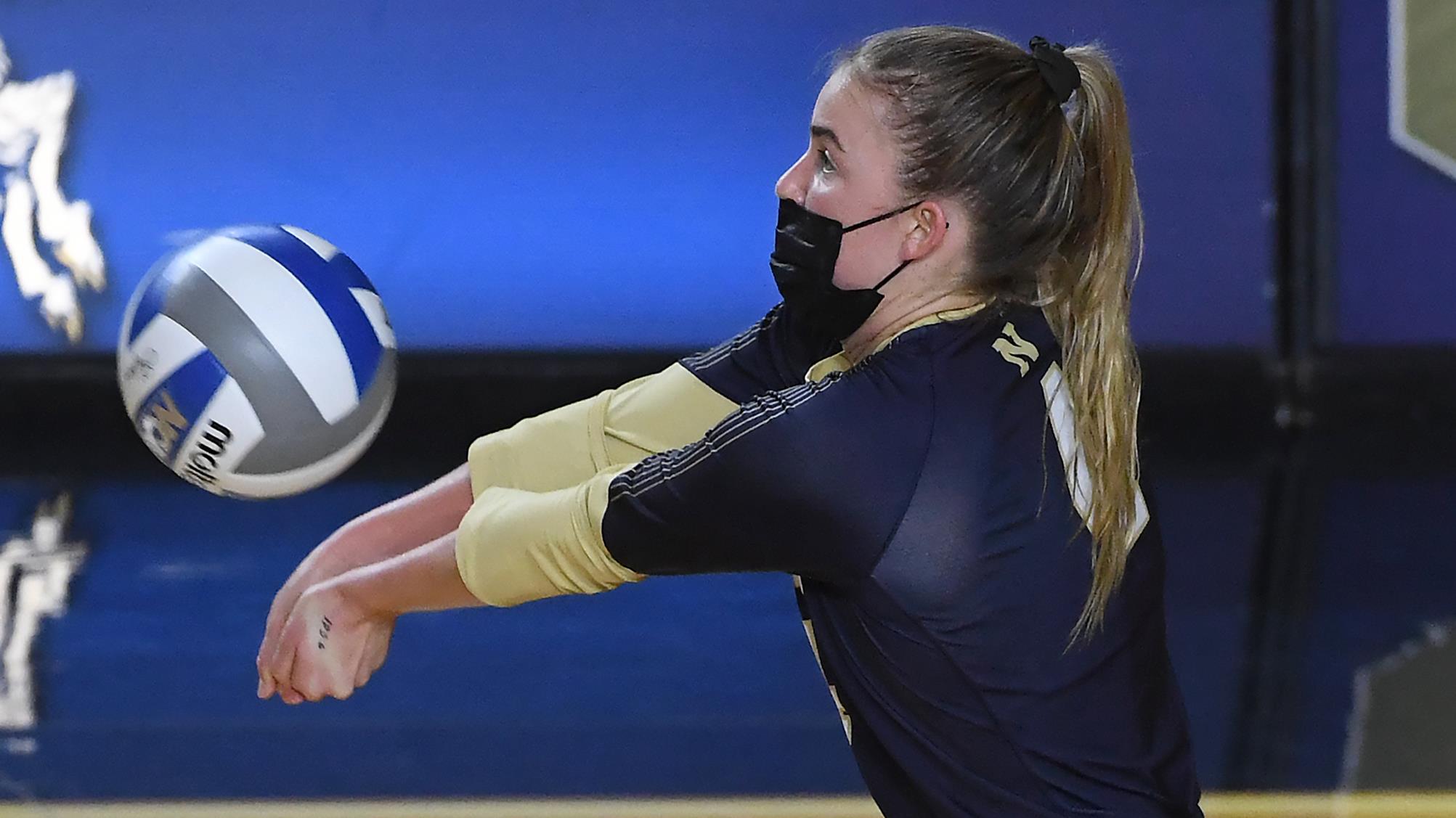 Kimberly Lynch - Women's Volleyball - Naval Academy Athletics