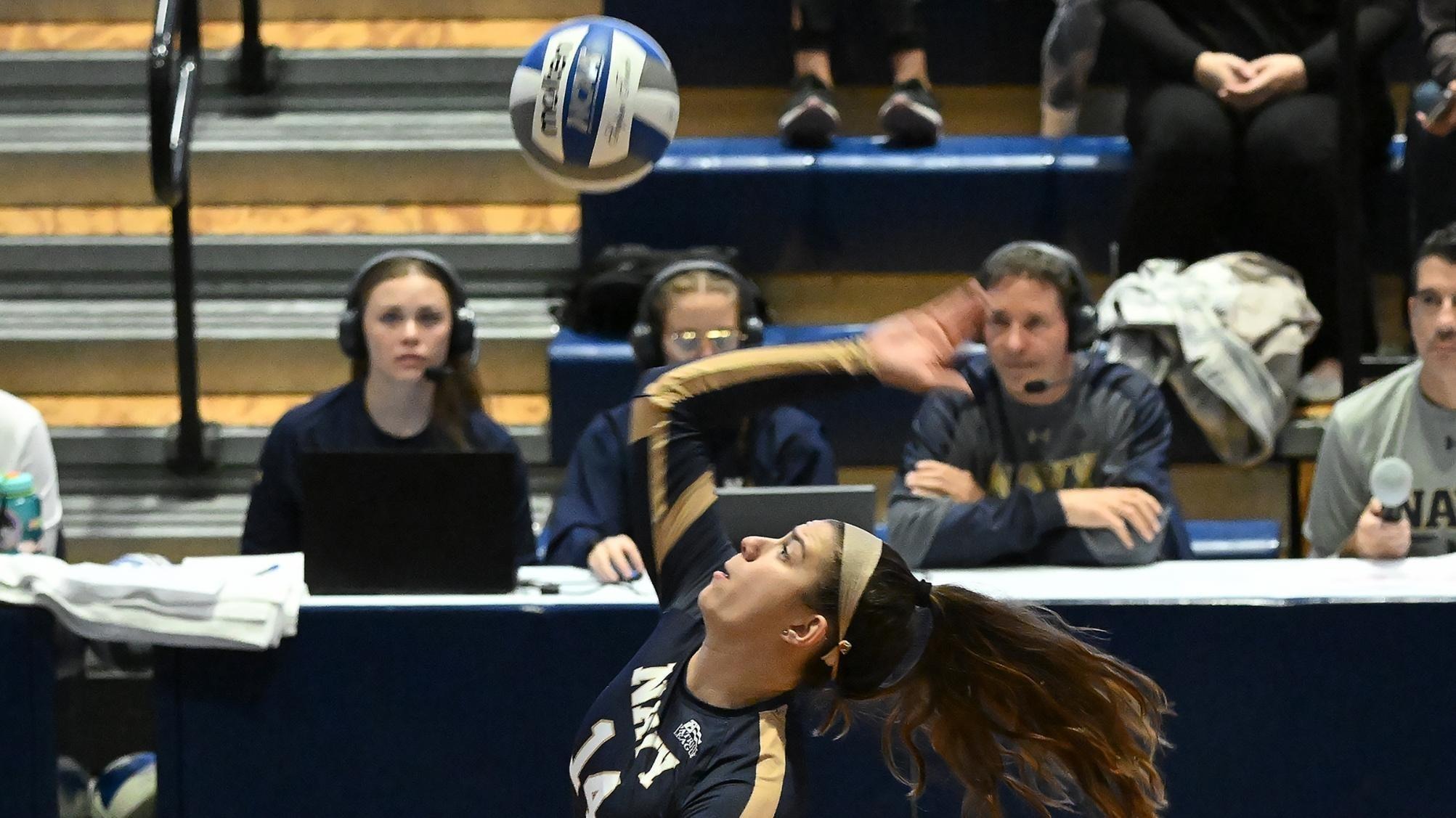 Ashley Warren - Women's Volleyball - Naval Academy Athletics