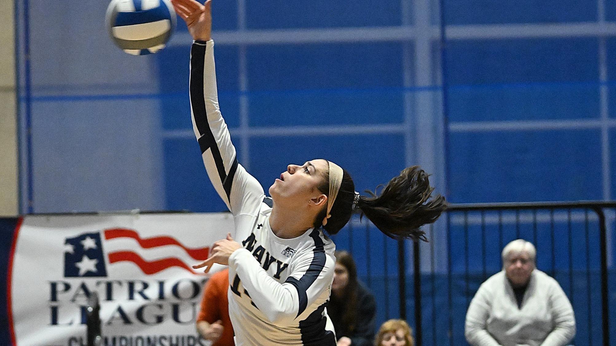 Ashley Warren - Women's Volleyball - Naval Academy Athletics