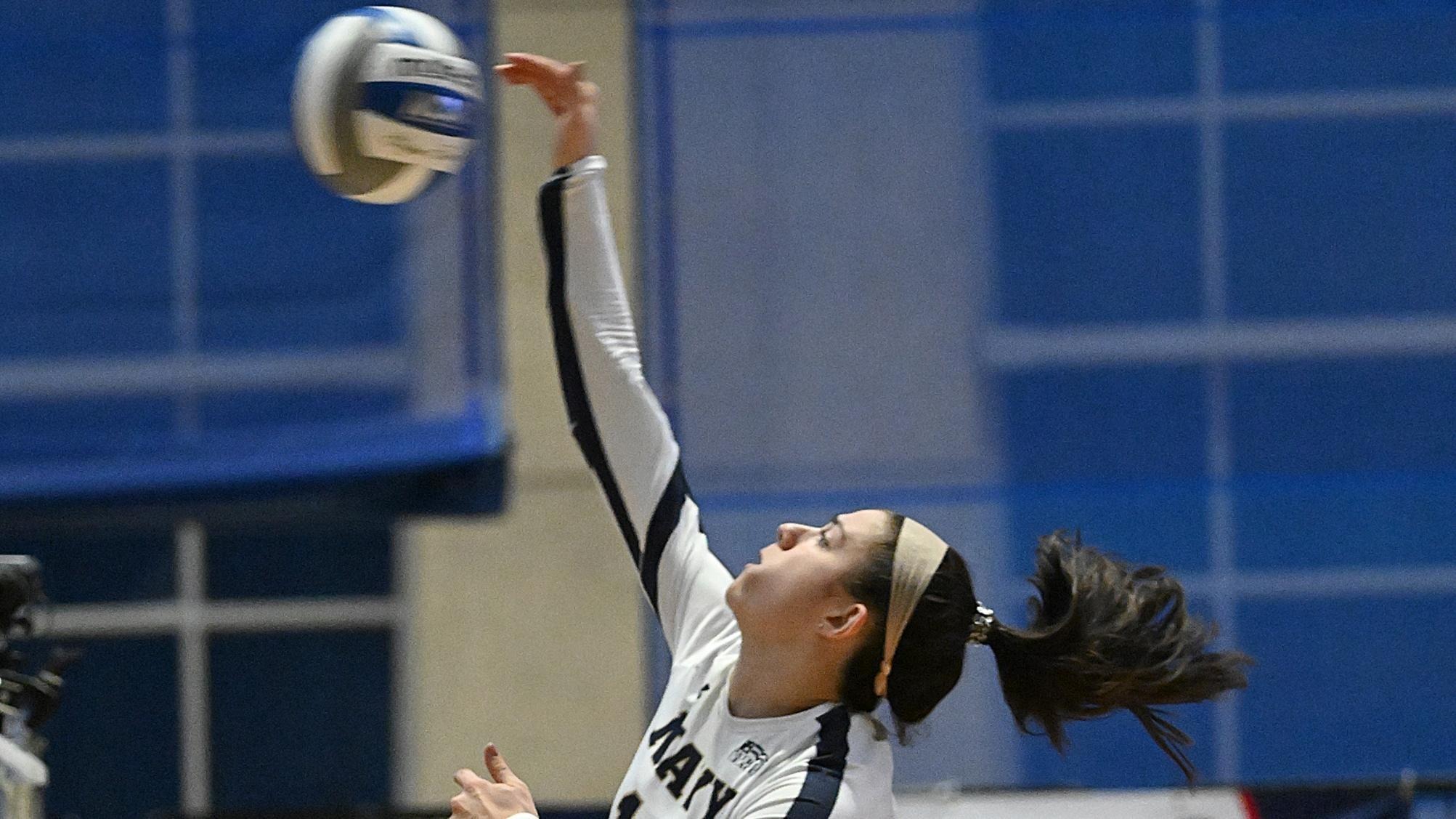 Ashley Warren - Women's Volleyball - Naval Academy Athletics