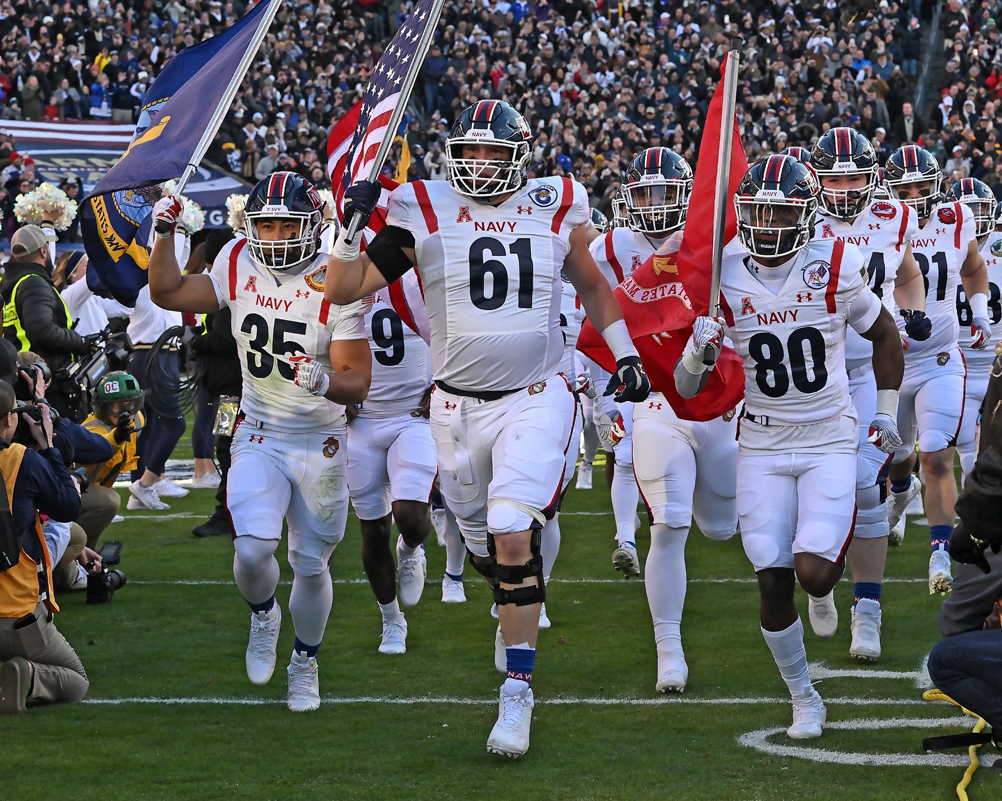 Meet the Mid: Sophomore Defensive End Chreign Lafond - Naval Academy Athletics