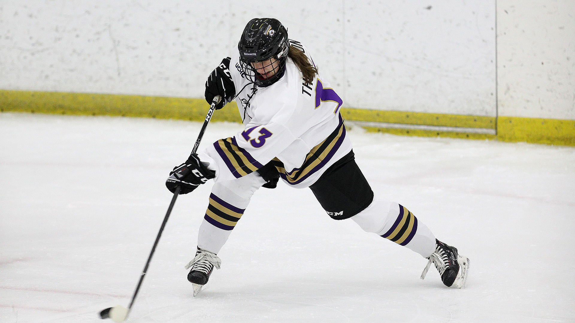 Kyla Thompson - 2021-22 - Women's Ice Hockey - Nazareth University ...