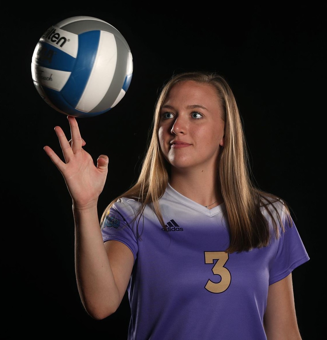 Julia Cavanaugh - 2020 - Women's Volleyball - Nazareth University Athletics