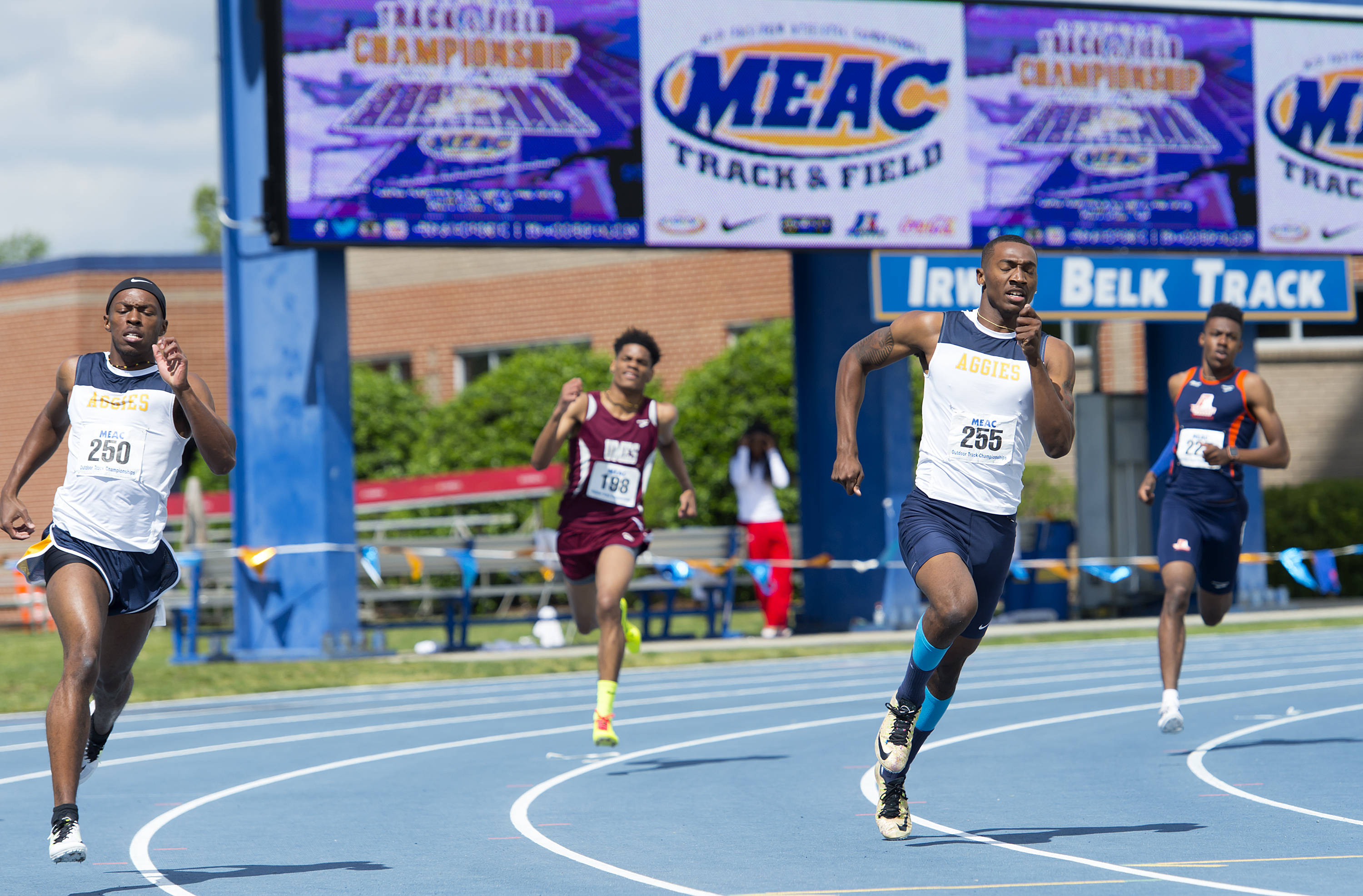 100 Meter Runners Advance to Quarterfinals - North Carolina A&T