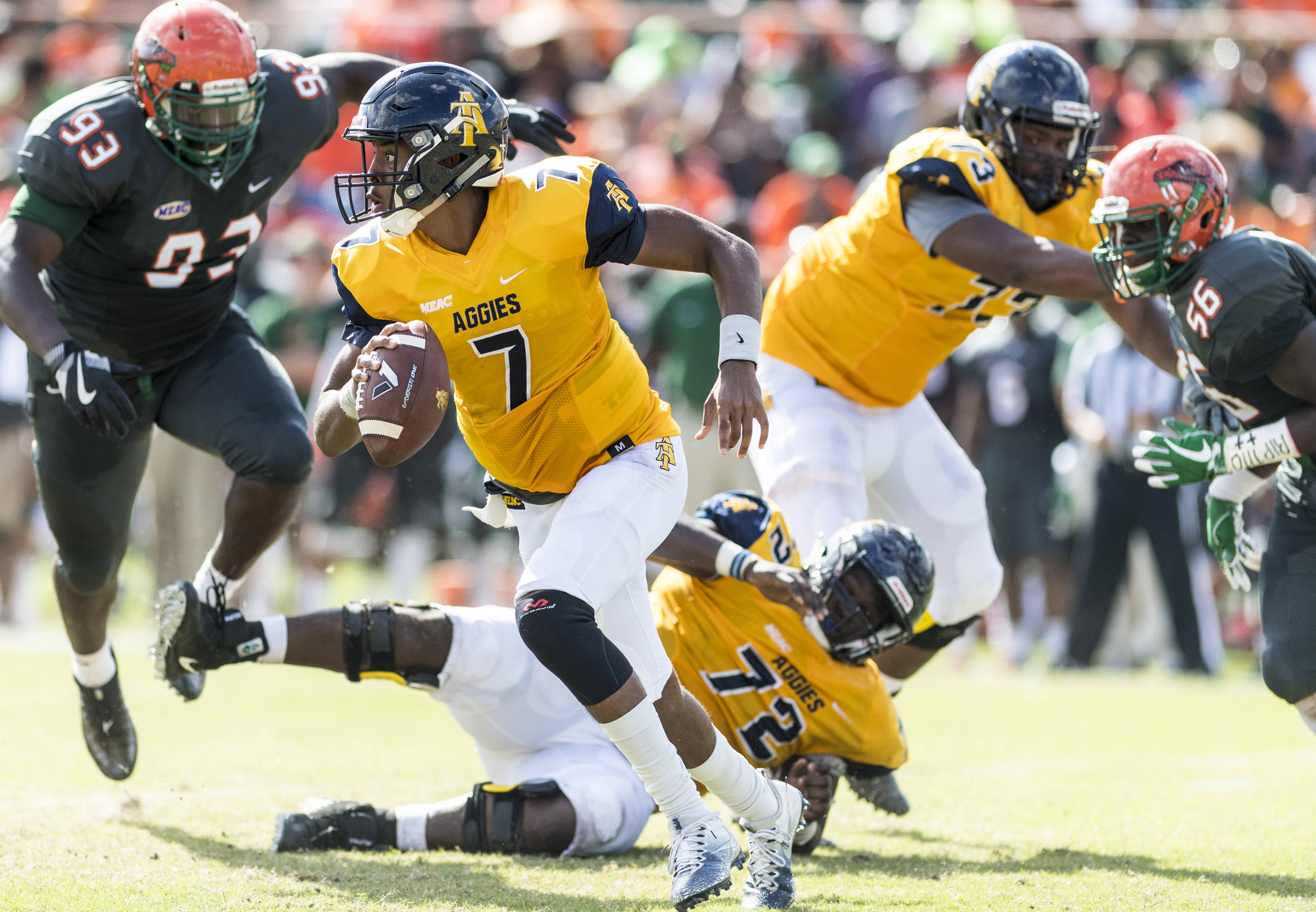 Aggies Win at FAMU's Homecoming, Improve to 7-0 - North Carolina A&T