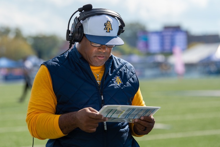 Head Football Coach Shawn Gibbs Announces Signing Day Class - North ...