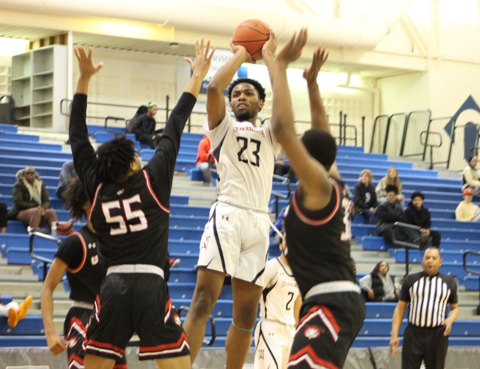 Elijah Hamilton - 2023-24 - Men's Basketball - Northampton Community ...