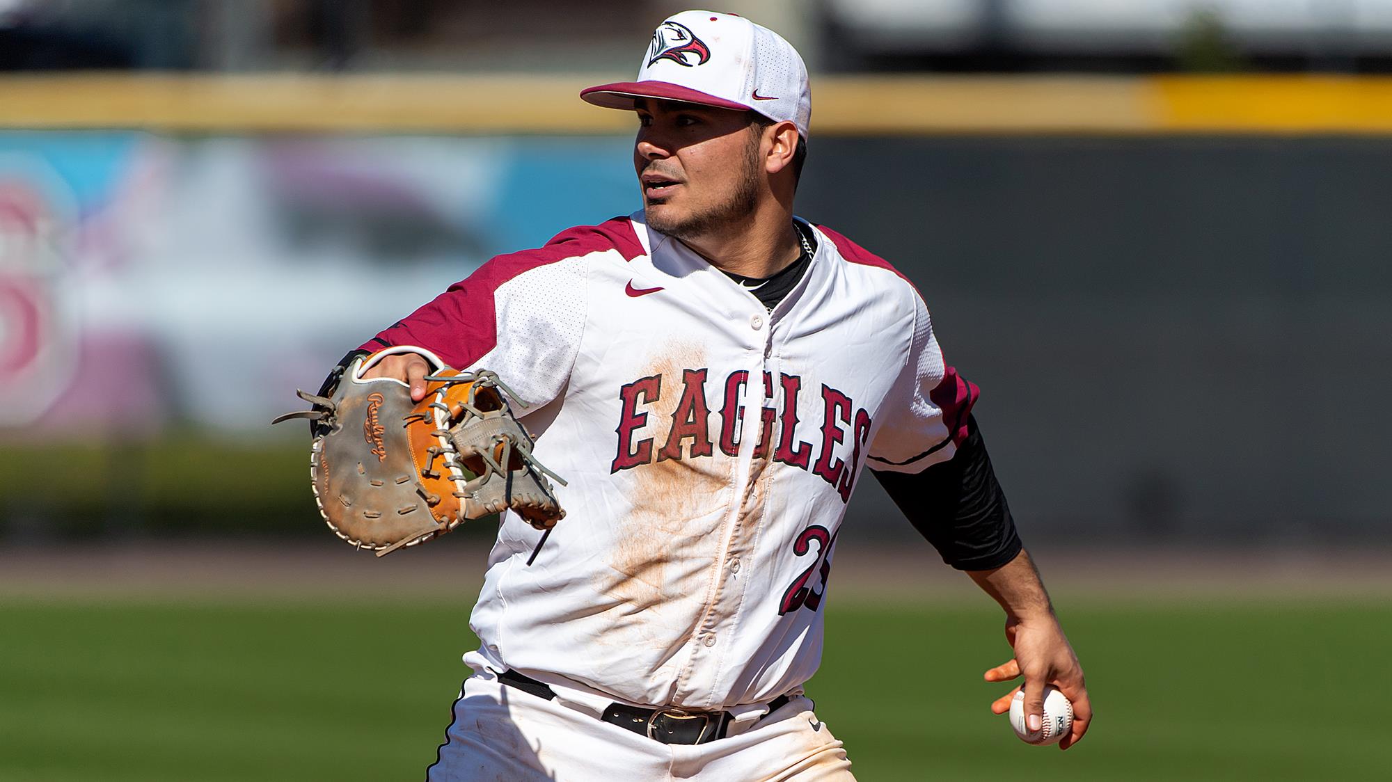 Eagles Ride Early Wave to Win over Saint Joseph's - North Carolina ...