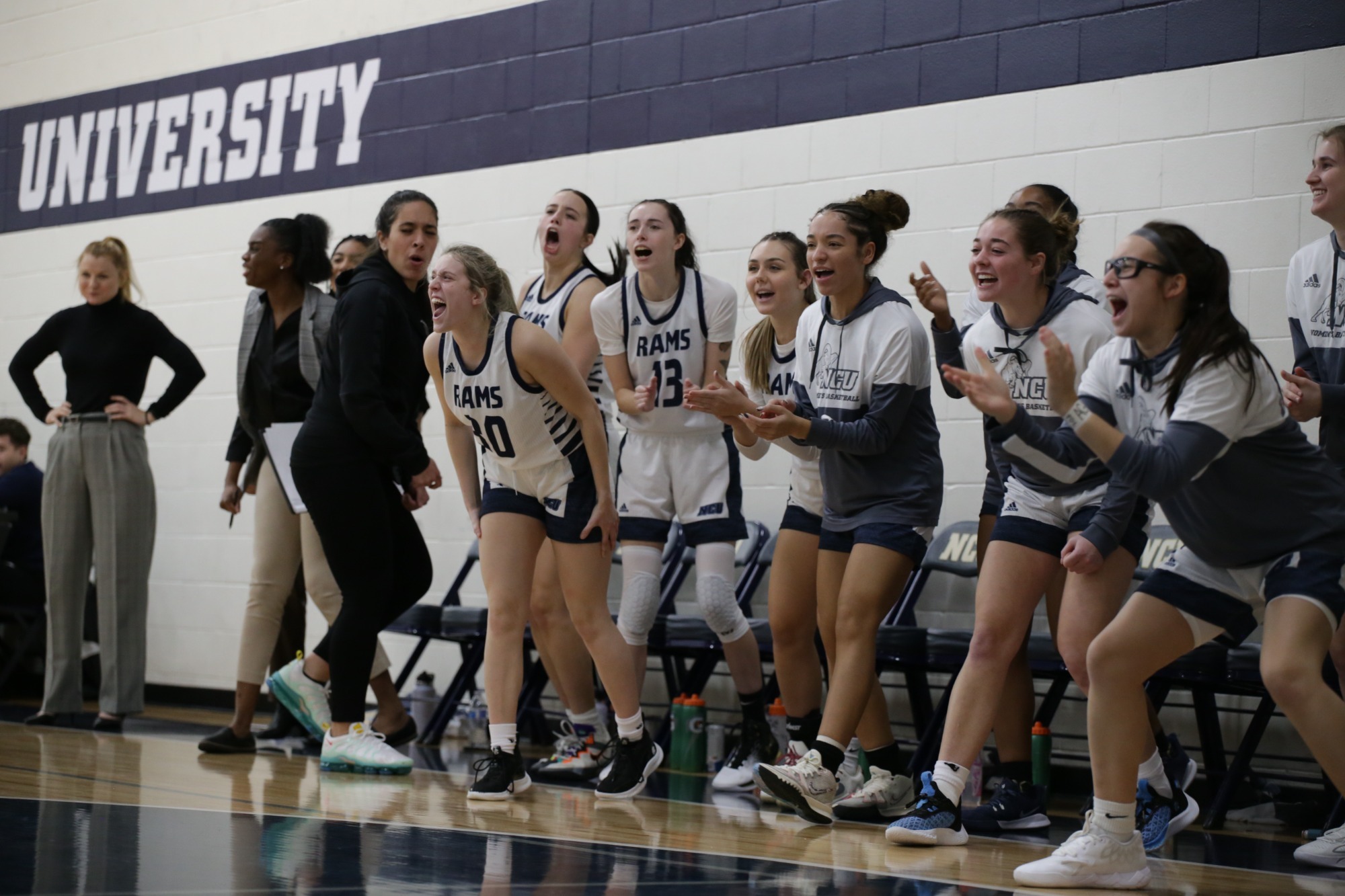 Women's Basketball Win a UMAC Thriller Against #2 Ranked Cougars ...