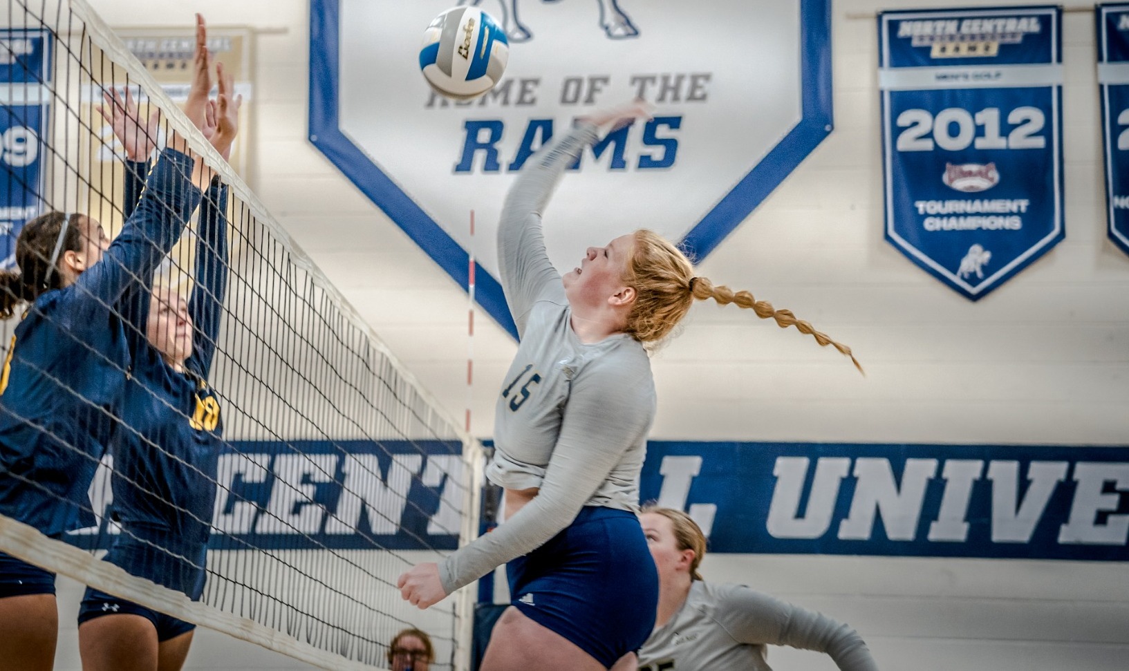 Volleyball Falls to #3 Northwestern on the Road; Lerfald Tallies Her ...