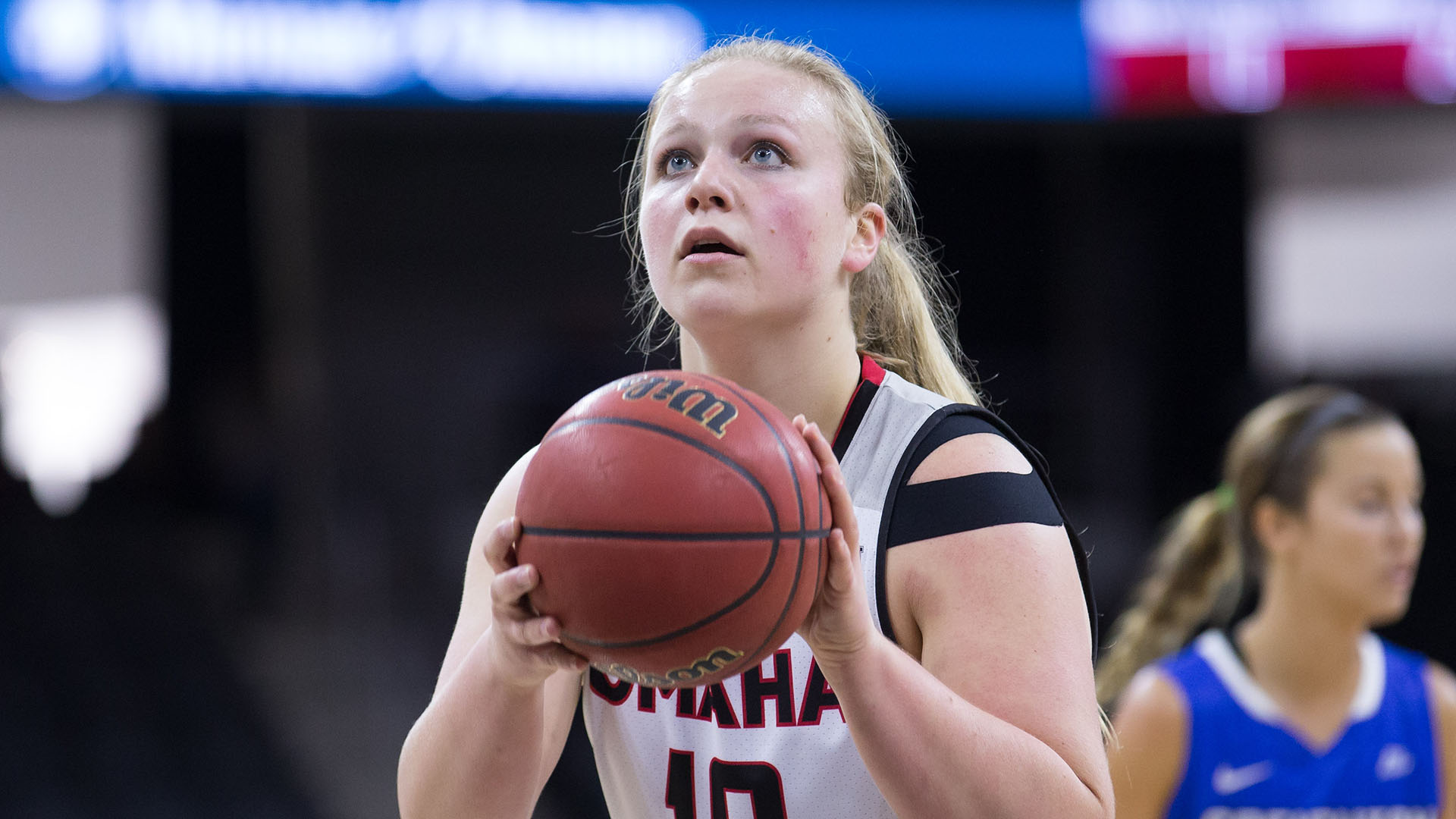 Courtney Vaccher - Women's Basketball - University of Nebraska Omaha ...