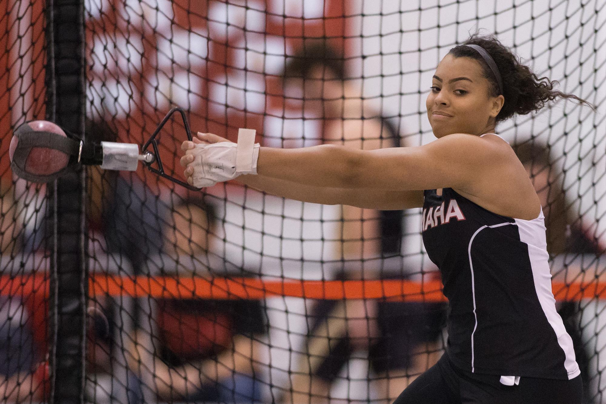 Megan Adams - Track & Field - University of Nebraska Omaha Athletics