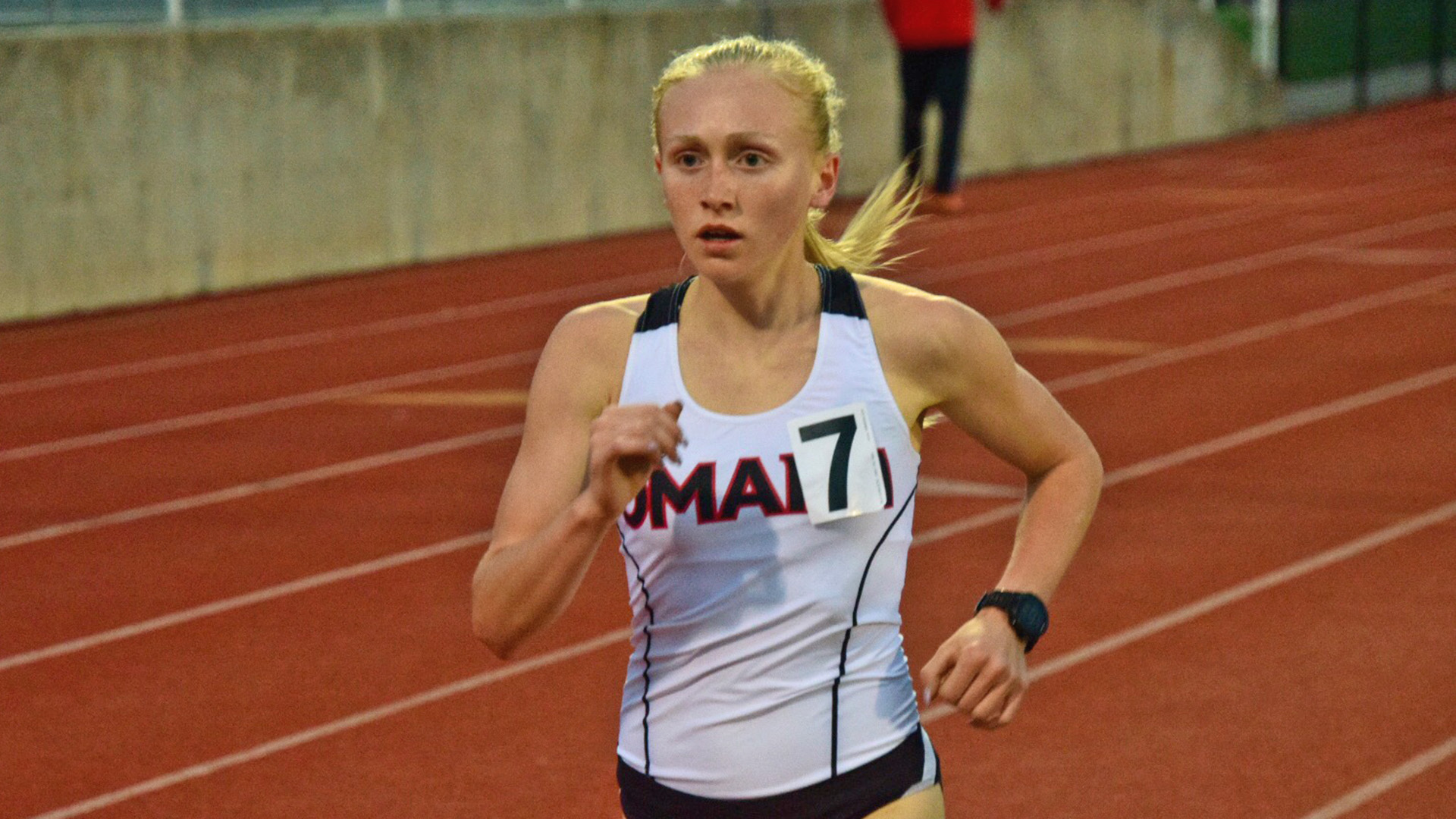 Heidi Hall - Track & Field - University of Nebraska Omaha Athletics