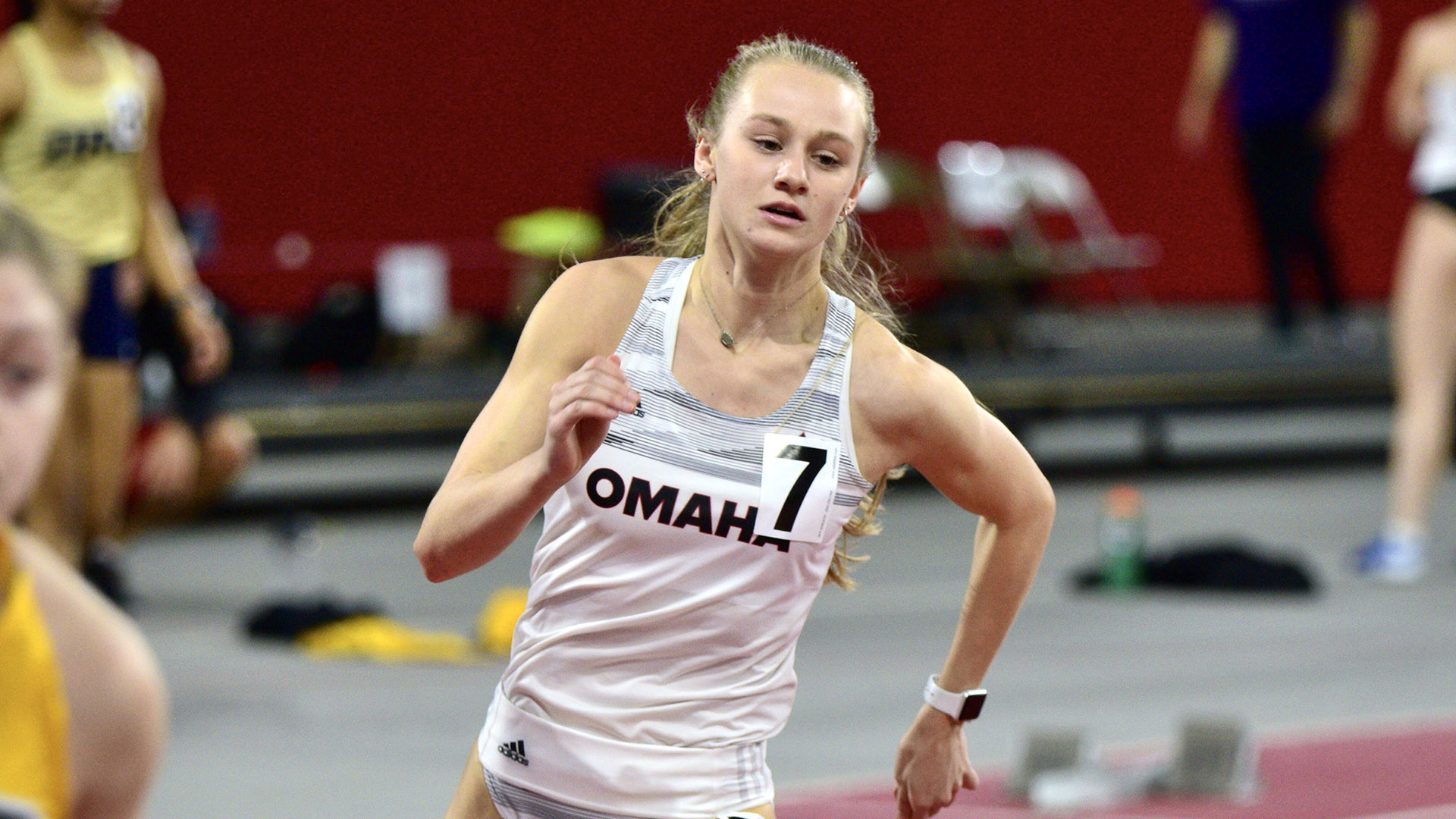 Carrie Simonson - Track & Field - University of Nebraska Omaha Athletics