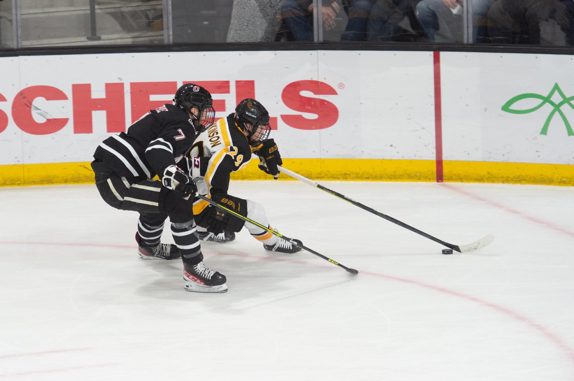 Nate Knoepke - Hockey - University of Nebraska Omaha Athletics