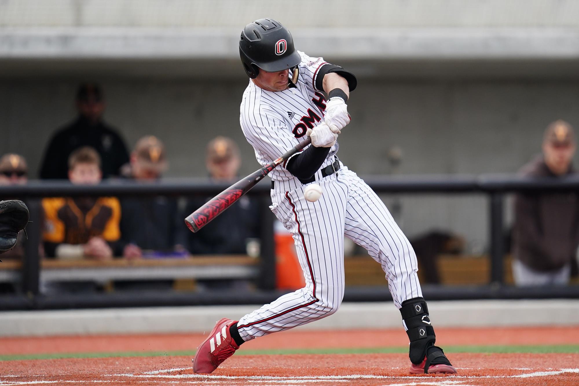 Mavericks Split with Valpo in Home Opener - University of Nebraska ...