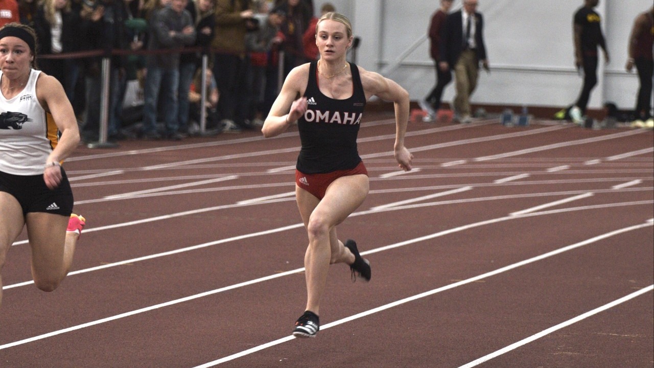 Carrie Simonson - Track & Field - University of Nebraska Omaha Athletics