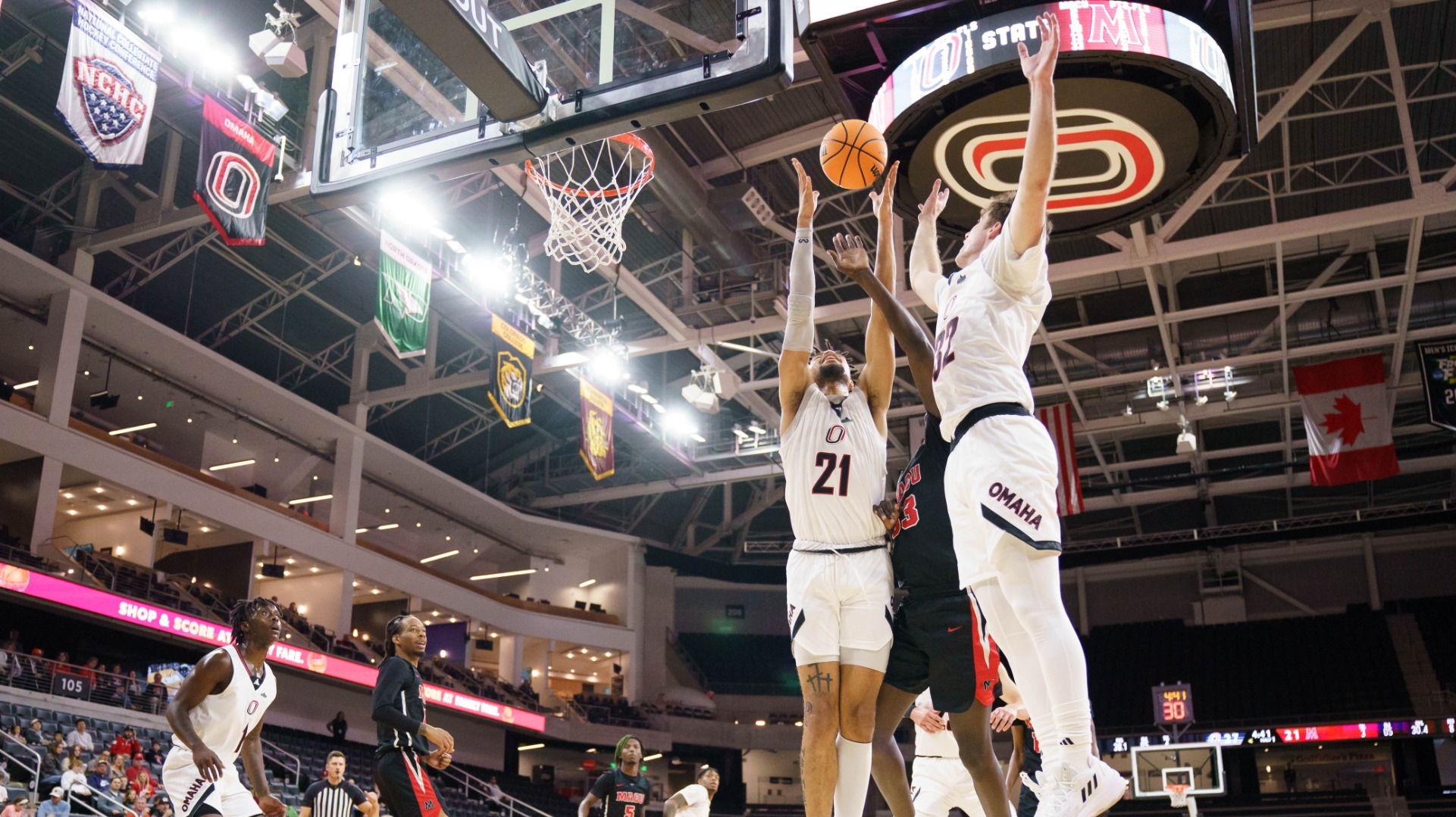 Nick Davis - Men's Basketball - University of Nebraska Omaha Athletics