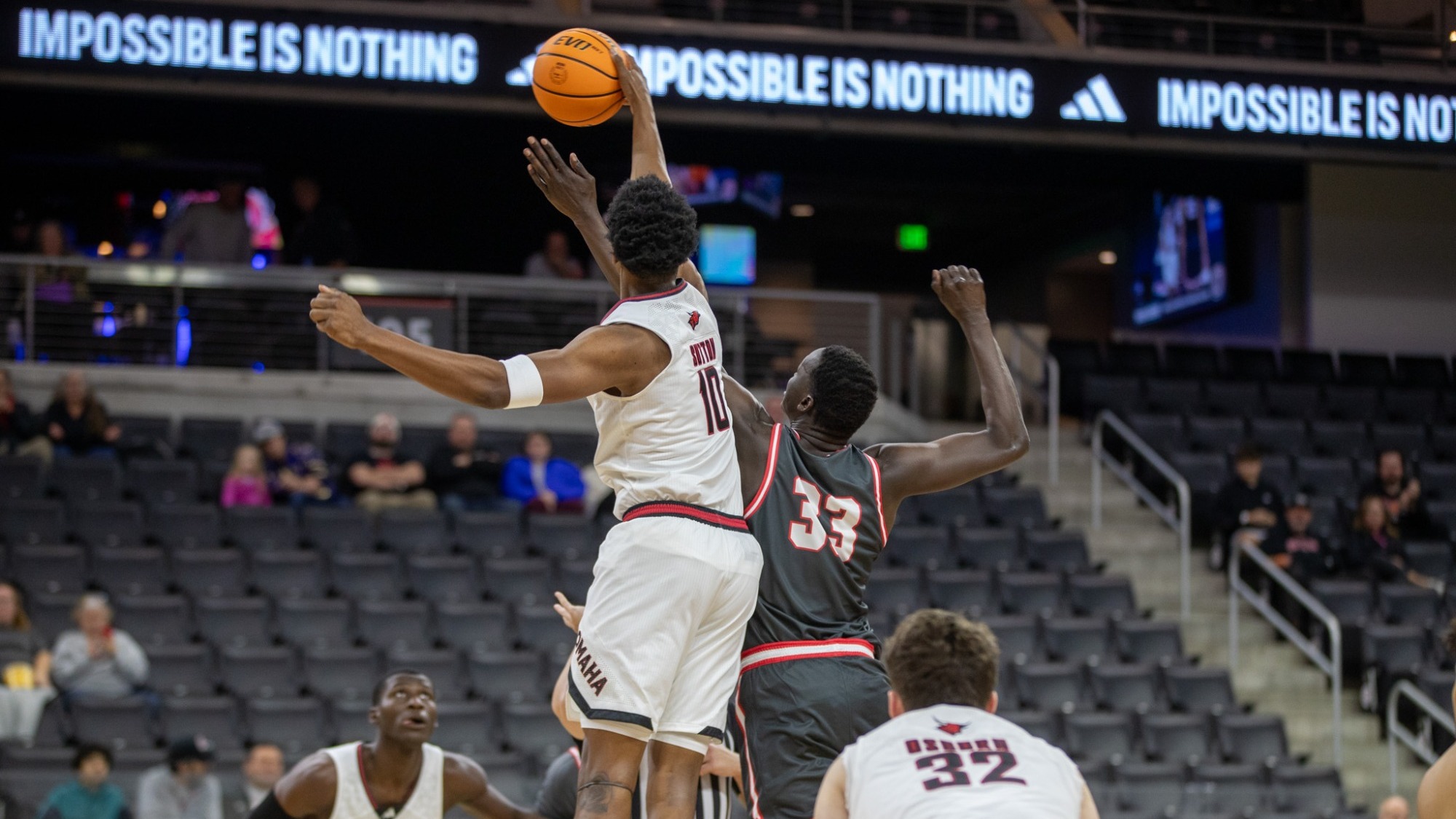 Mavericks Top MACU in Season Opener - University of Nebraska Omaha ...