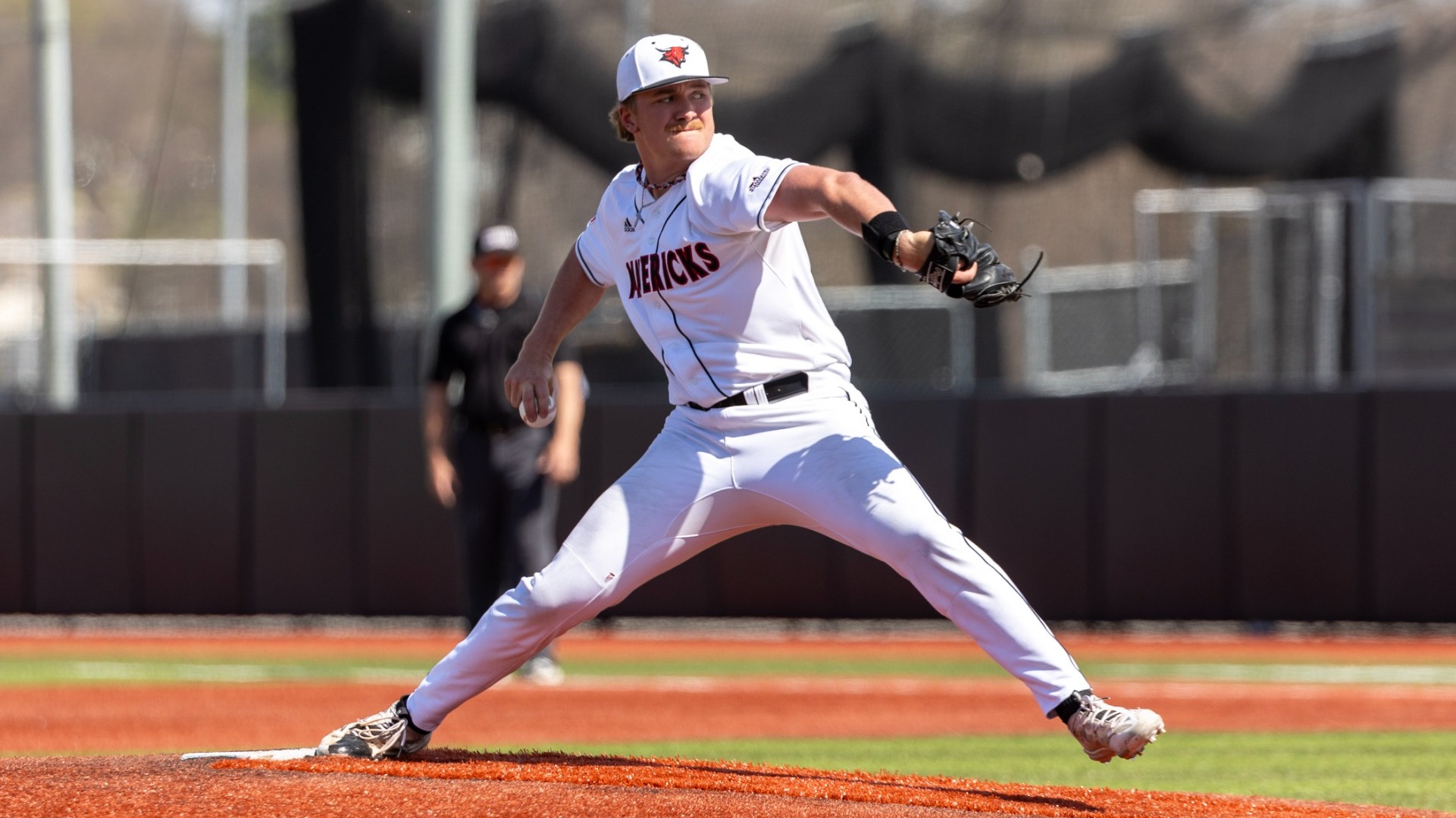 Mavericks Begin Road Trip With Loss to K-State - University of Nebraska ...